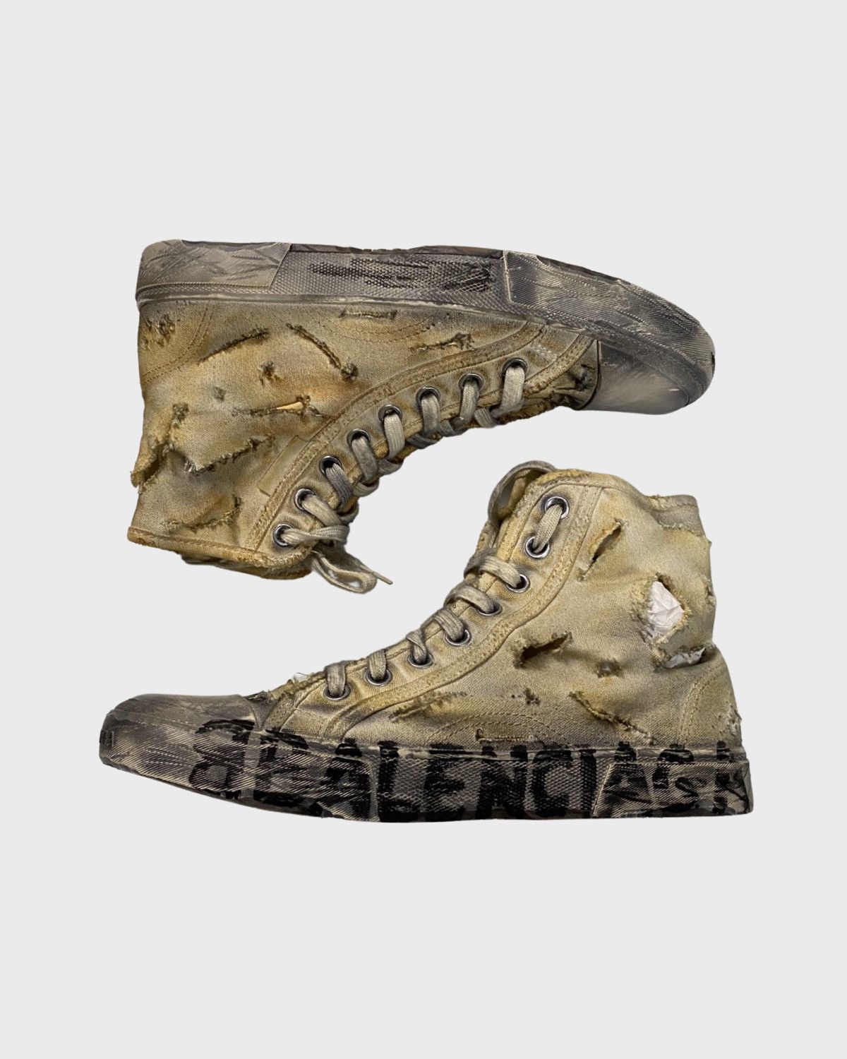 Balenciaga 1/100 Limited Edition destroyed trashed white paris sneakers ...
