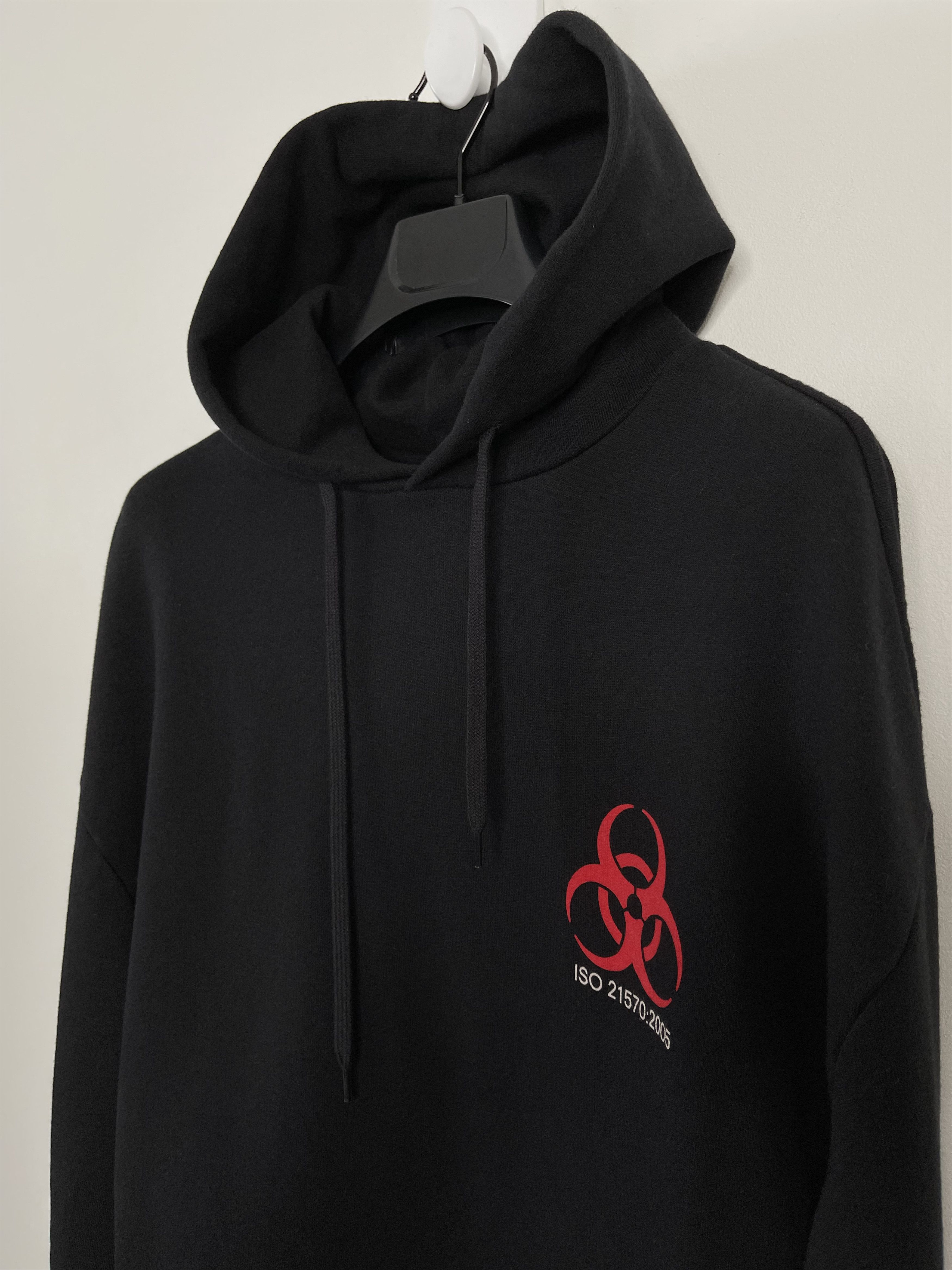 Vetements Genetically Modified GMO ISO 21570:2005 Biohazard Sign SS18 ...