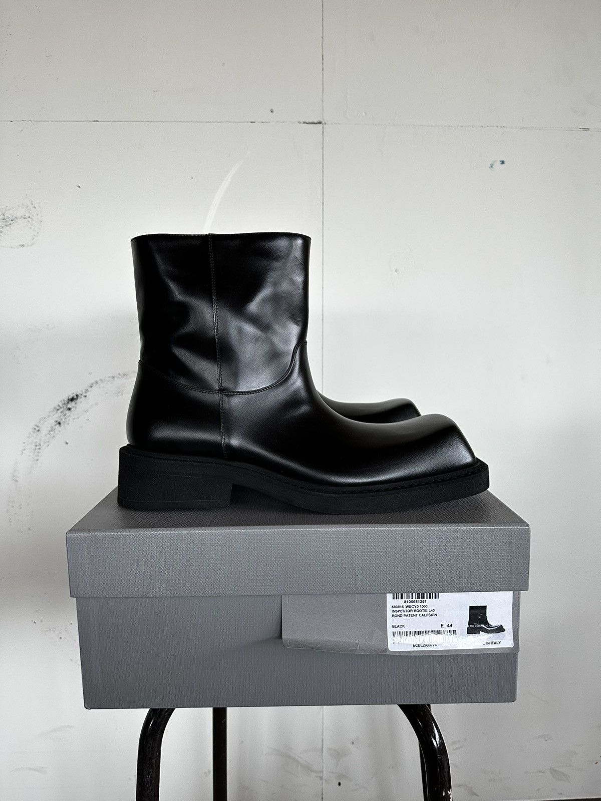 Balenciaga Balenciaga S/S’22 Inspector Super Chunky Calfskin Boots ...