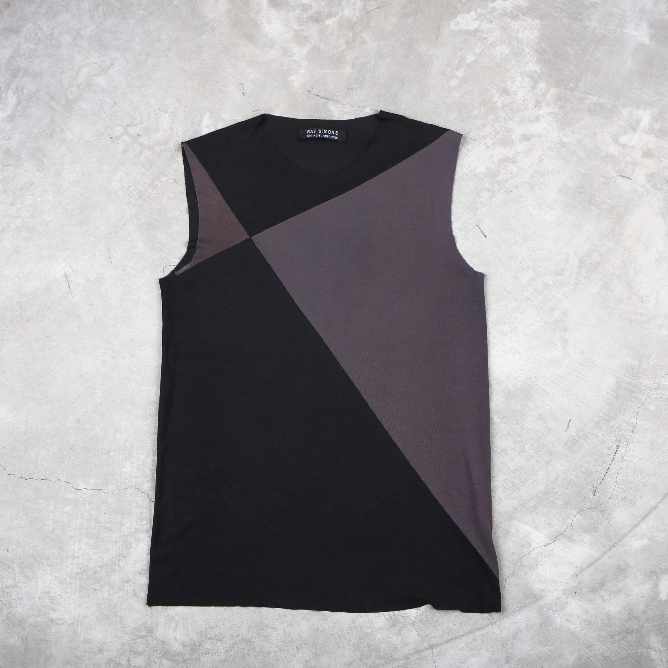 Raf Simons RARE Archive Raf Simons S/S 2000 sleeveless T-shirt | Grailed