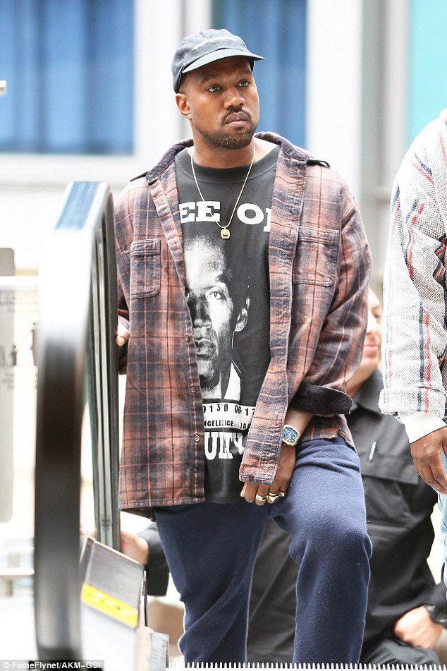 Rap Tees × Streetwear × Vintage 90s Free OJ Simpson Rap Tee worn by ...
