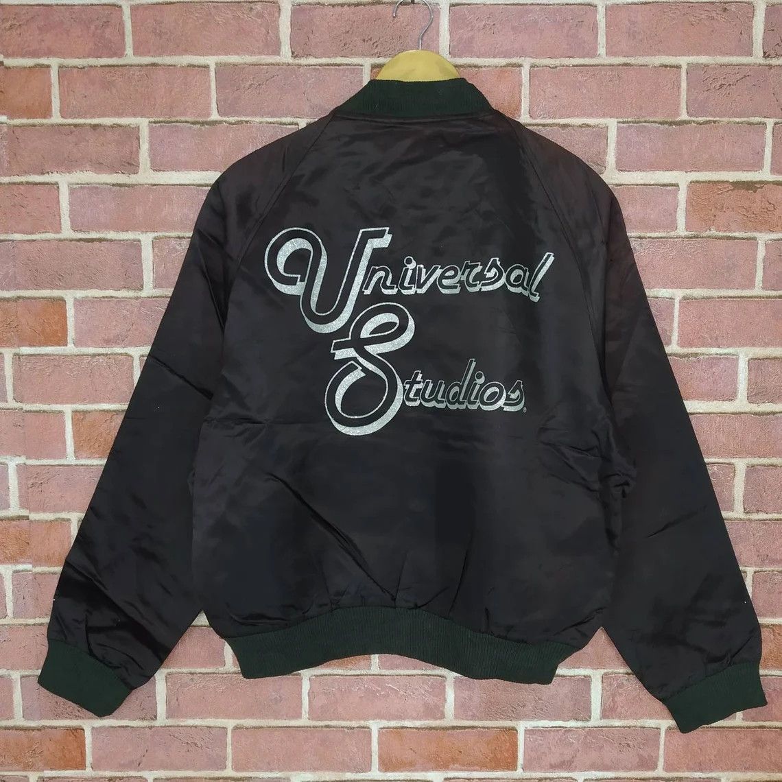 Universal Studios × Vintage Vintage Satin Jacket Universal Studio ...