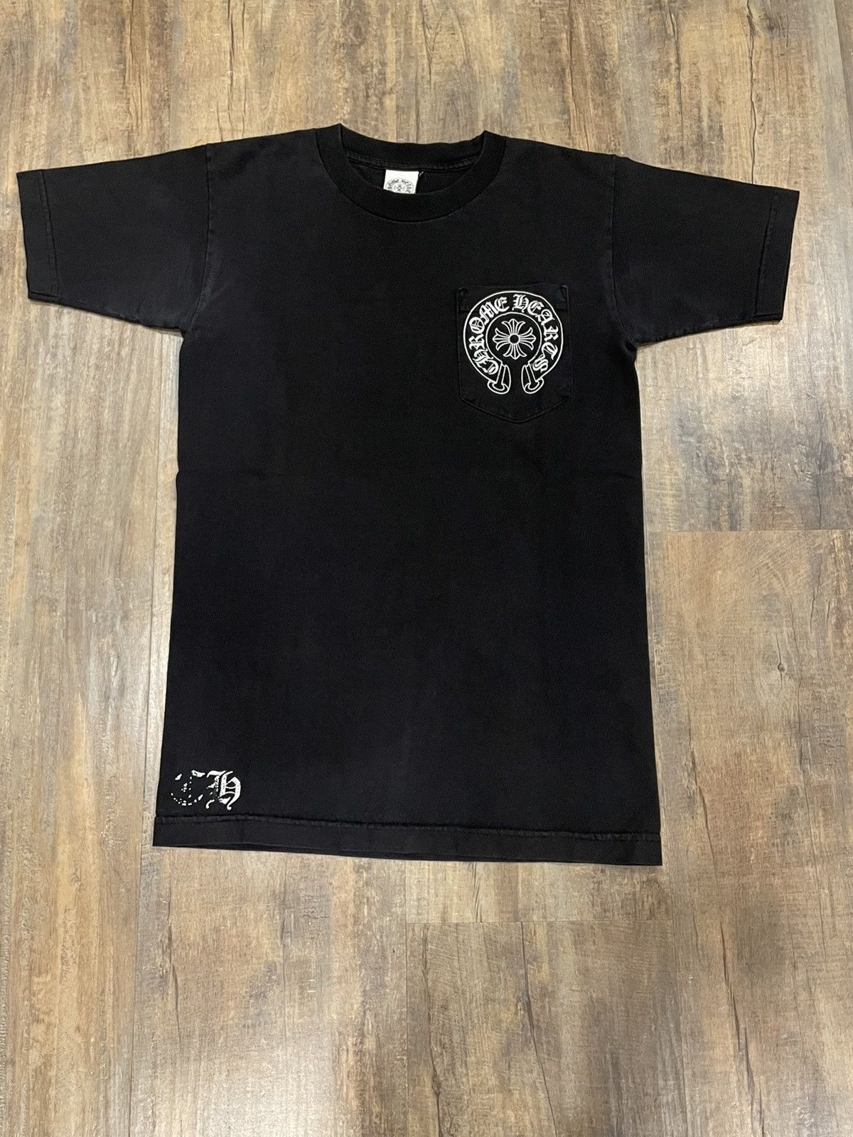 Chrome Hearts RARE Chrome Hearts Horseshoe Scroll Logo Black Pocket Tee ...