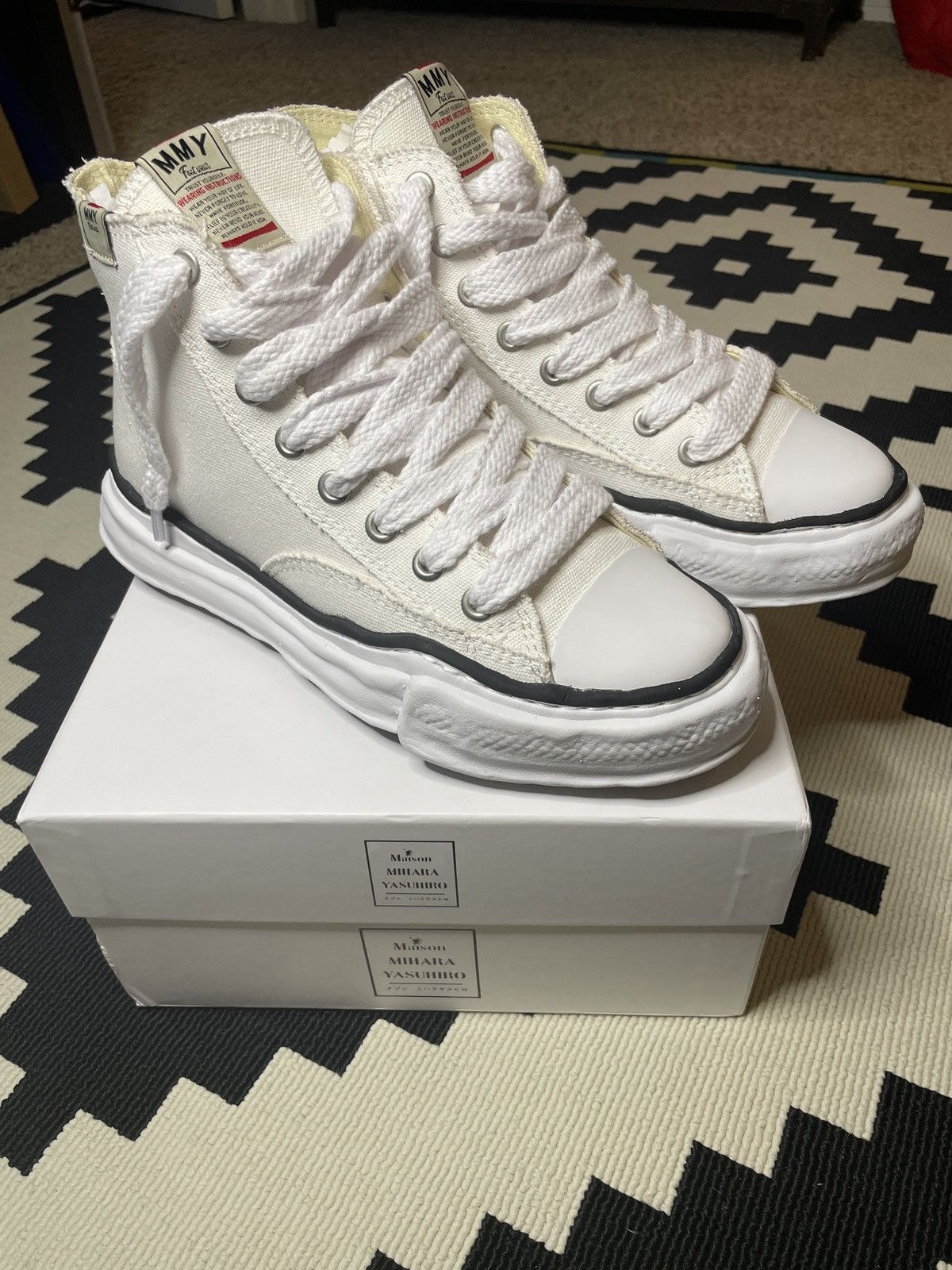 Maison MIHARA YASUHIRO Maison Mihara Yasuhiro OG Sole High Top White ...