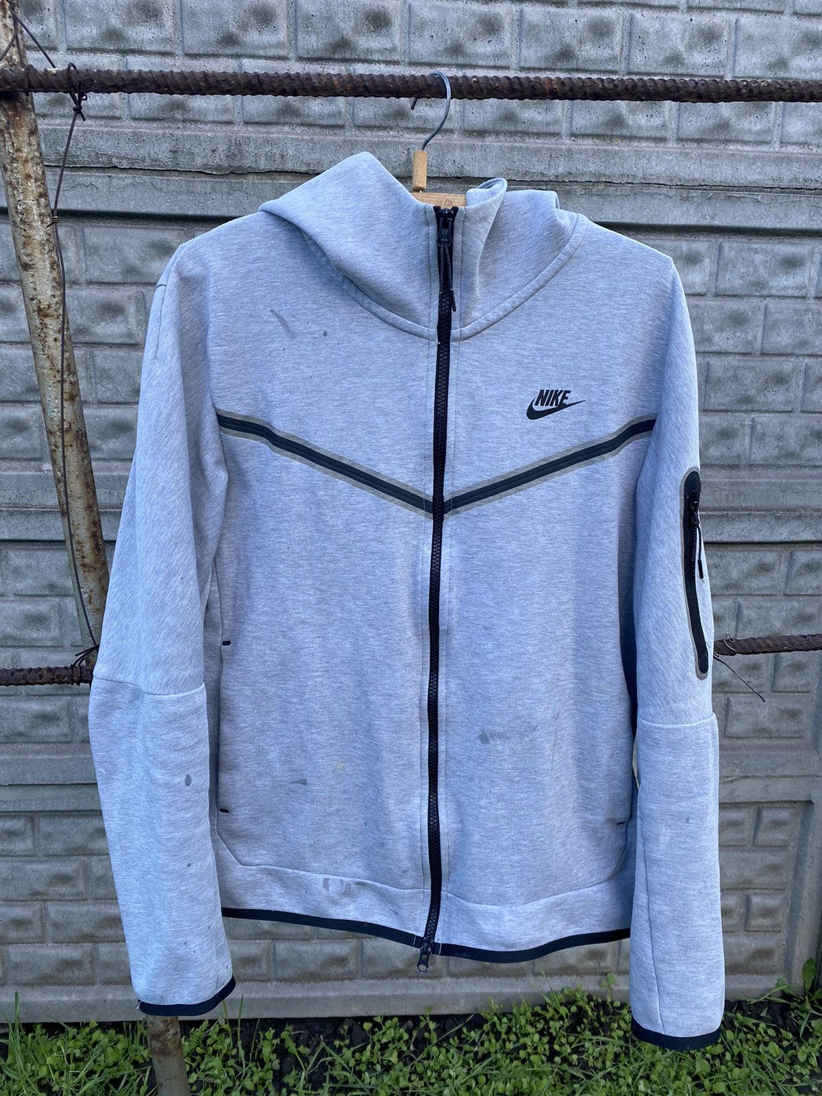 Nike Nike Tech Fleece Drill UK Grey Distressed 2020 | Grailed