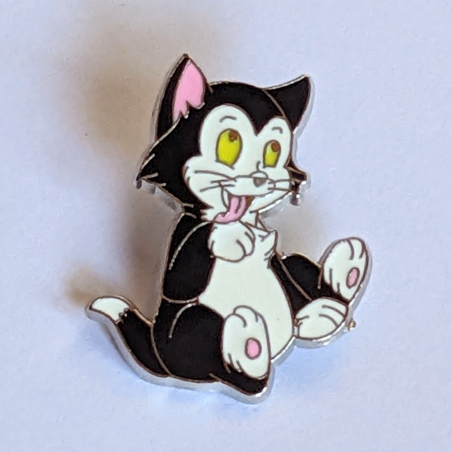Disney Figaro cat enamel Disney pin | Grailed