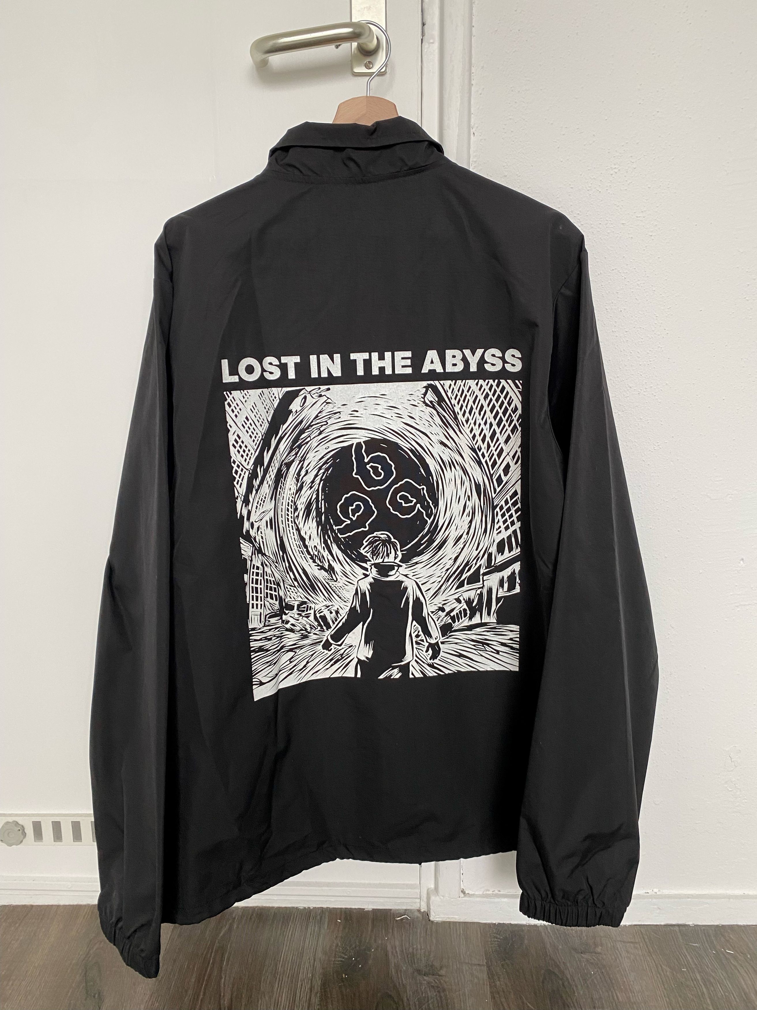 999 Club Juice Wrld x 999 Club - Lost in The Abyss Jacket 999 Club Juice Wrld x 999 Club - Lost in The Abyss Jacket