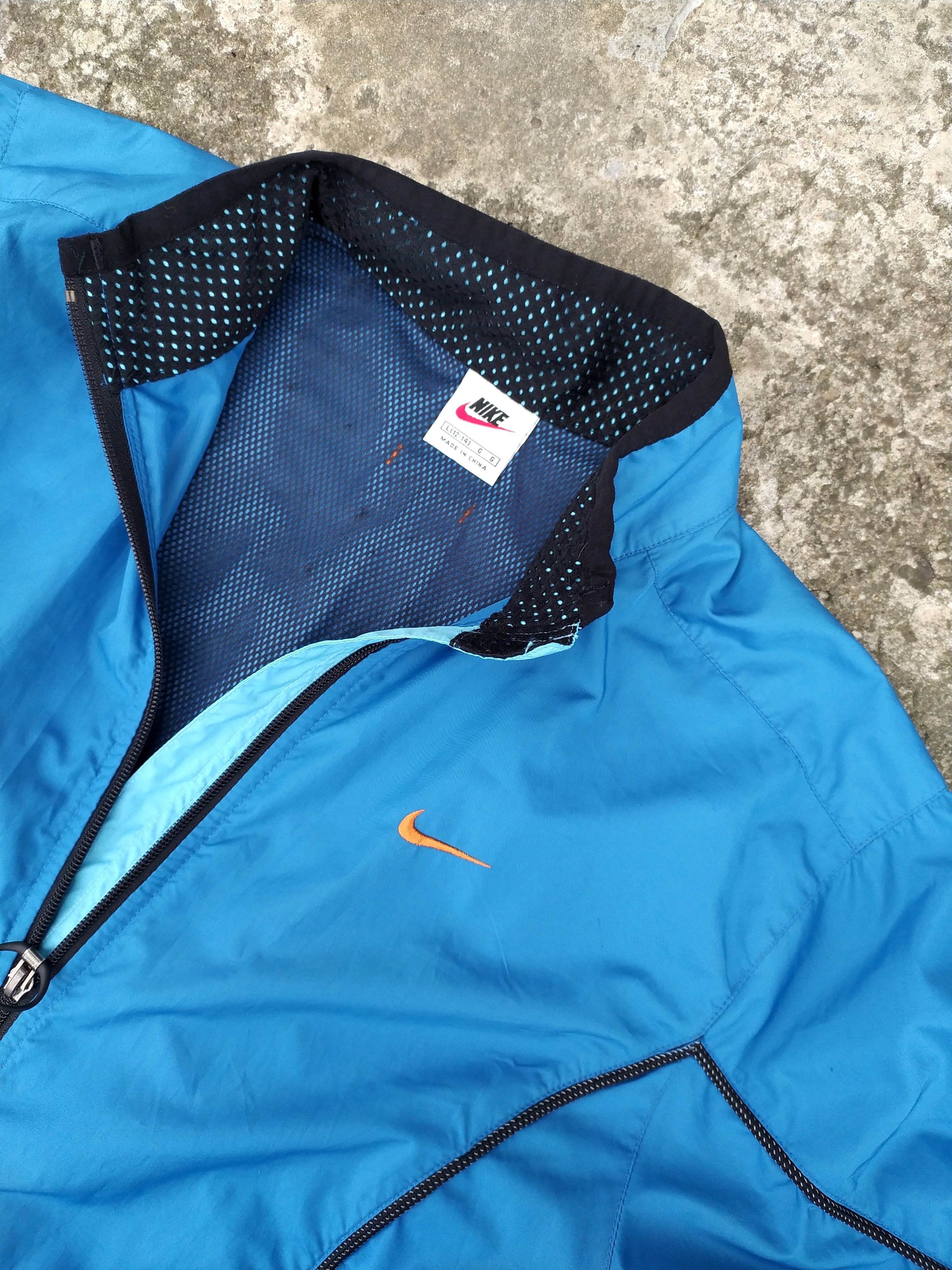 Nike Nike - stow pocket 90s light jacket | Grailed