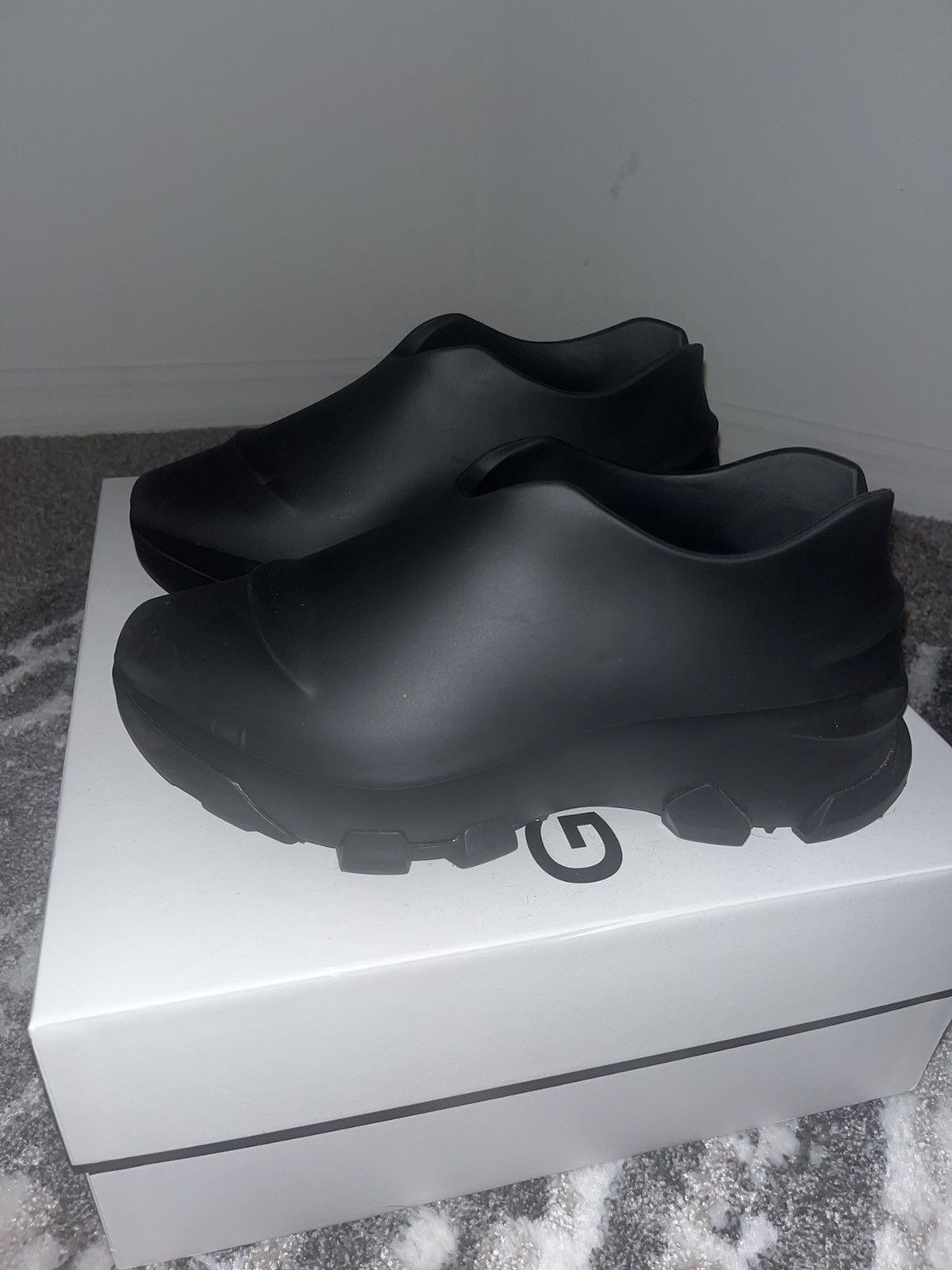 Givenchy × MMW Givenchy Monumental Mallow Lows - Size 42 | Grailed