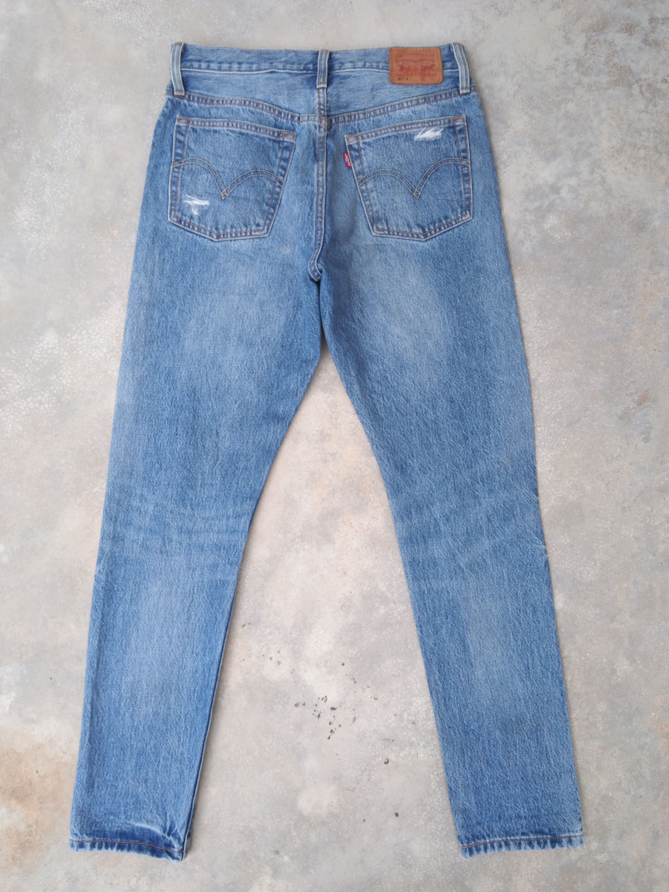Vintage Vintage Levi's 501 Distressed Thrashed Jeans 30x30 | Grailed
