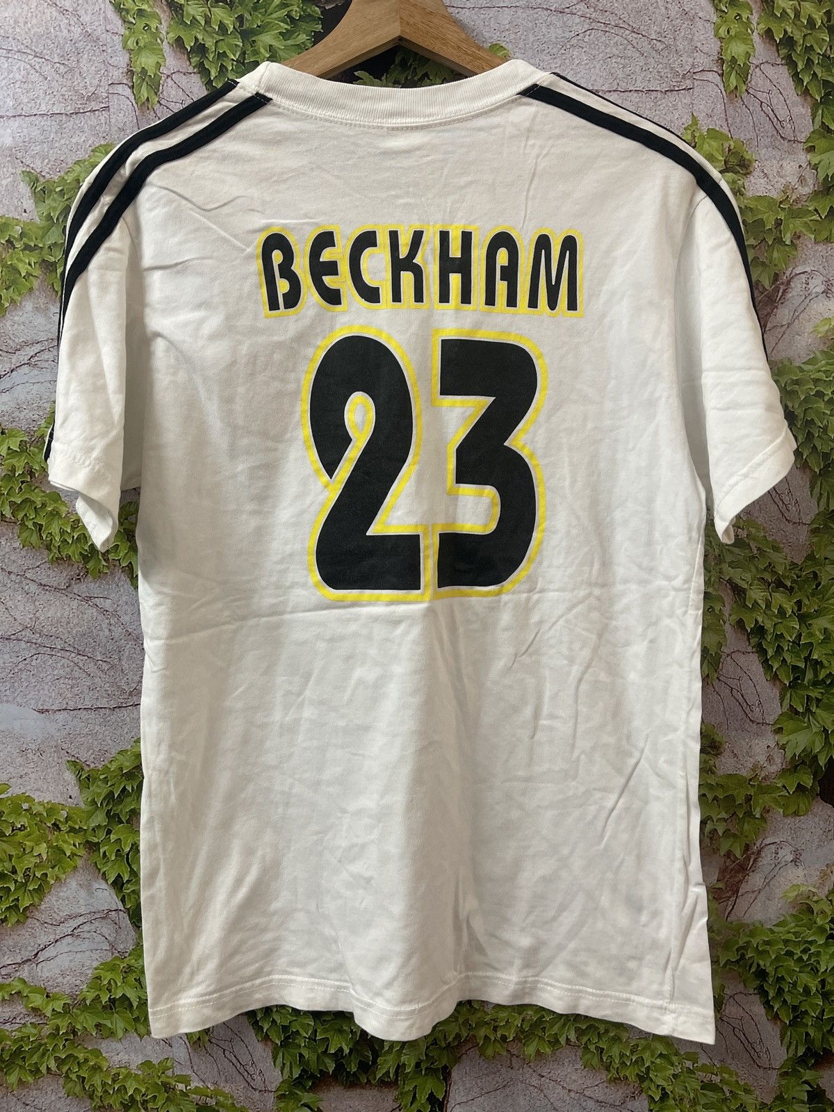 Vintage VINTAGE DAVID BECKHAM REAL MADRID TEE VERY RARE | Grailed