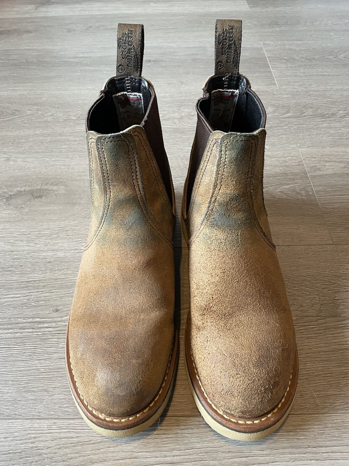 Red Wing Red Wing Classic Chelsea Hawthorn Muleskinner 7D | Grailed