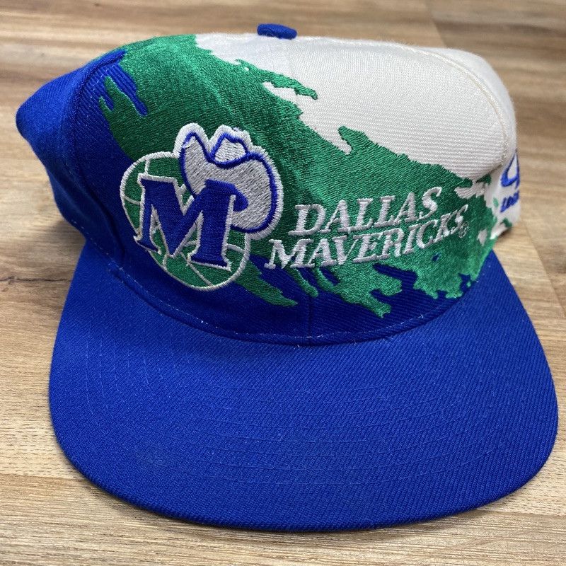 Logo Athletic DALLAS MAVERICKS 90s LOGO ATHLETIC SPLASH SNAPBACK HAT ...