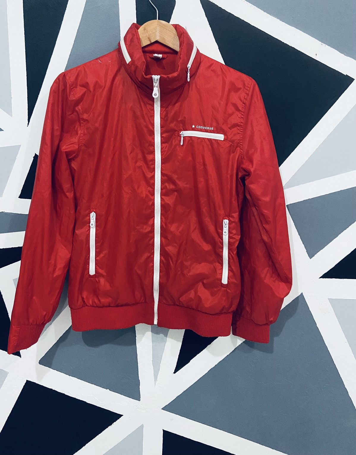 Converse × Streetwear Converse Light Jacket - Can wear on Rain With ...