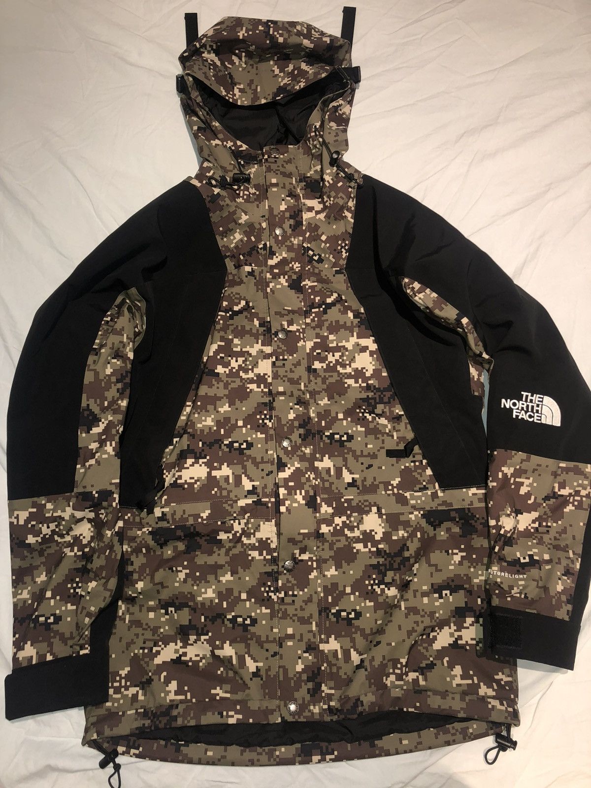 The North Face The North Face 1994 Retro Mountain Light Futurlight ...