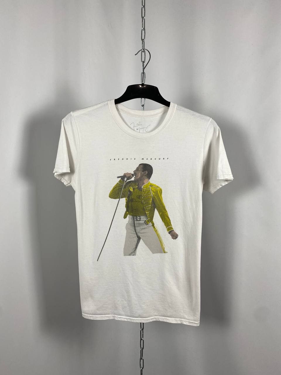 Band Tees Freddie Mercury T-shirts queen size S big logo | Grailed