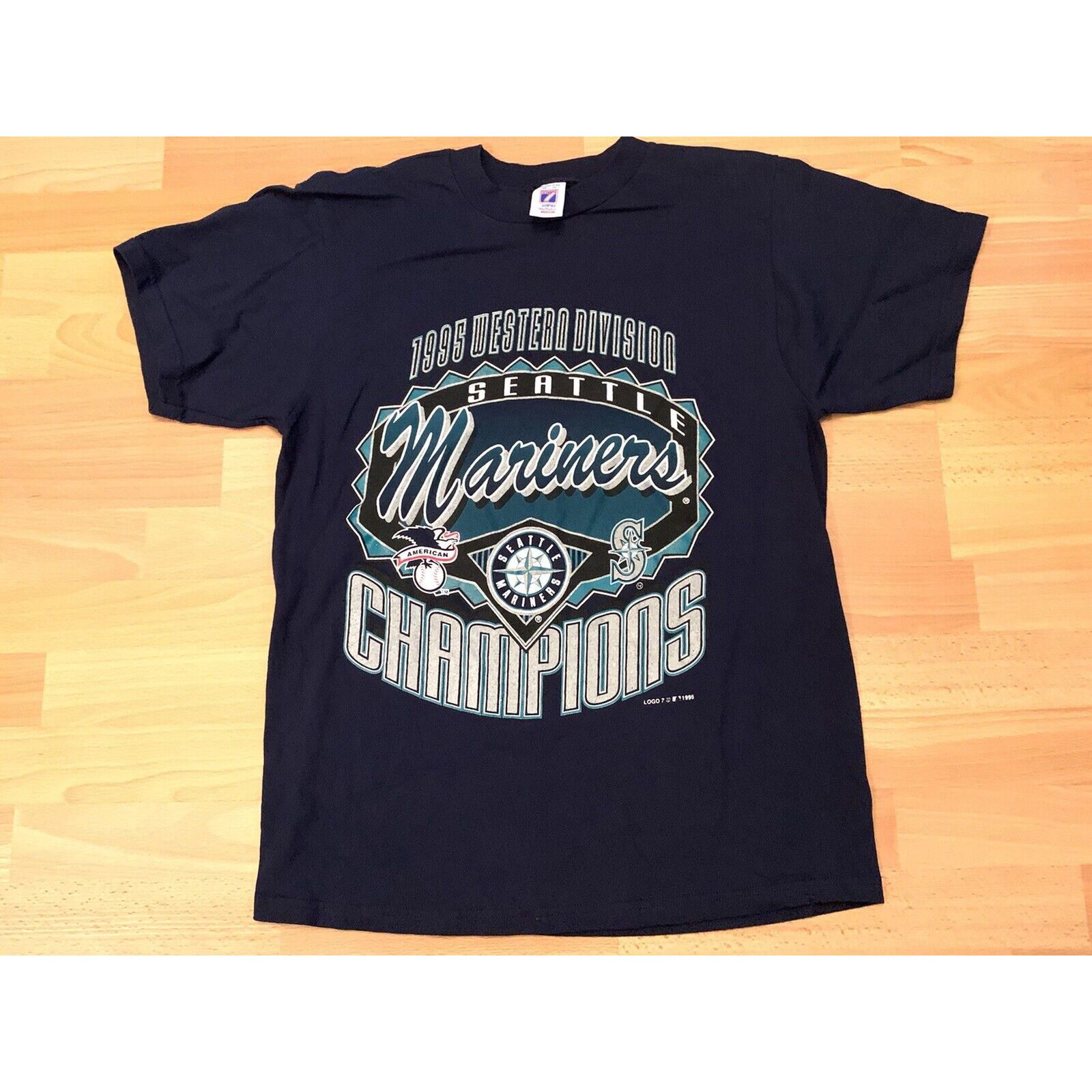 Logo 7 90s Rare VTG 1995 Seattle Mariners AL West Champs Logo 7 M ...