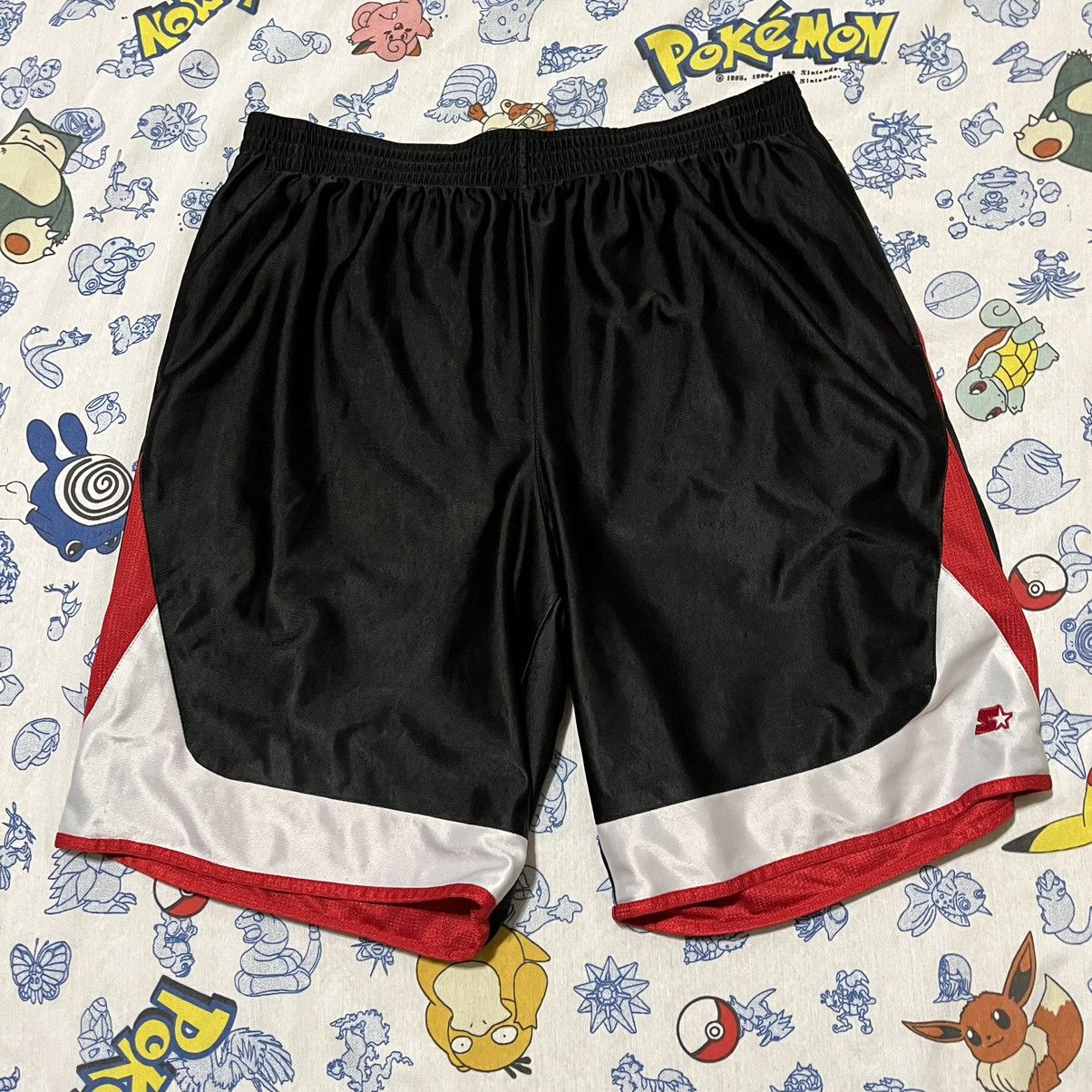 Vintage Vintage 2000s Starter Reversible Red/Black Basketball Shorts ...