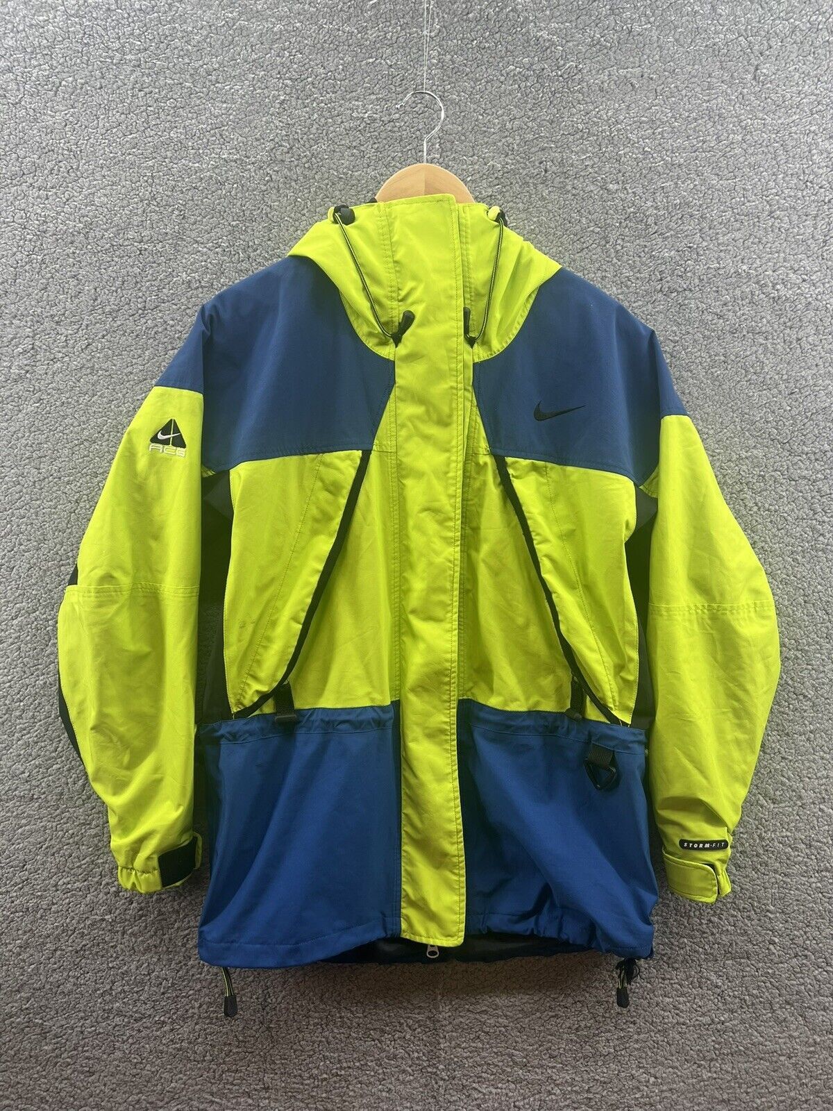 Nike ACG Nike ACG Storm-Fit Blue Yellow Black Men’s Size Medium Vinta ...