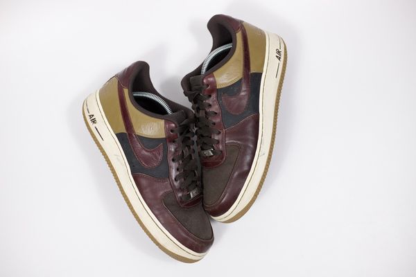 Nike 2009 Nike Air Force 1 Low Premium Clark Kent | Grailed