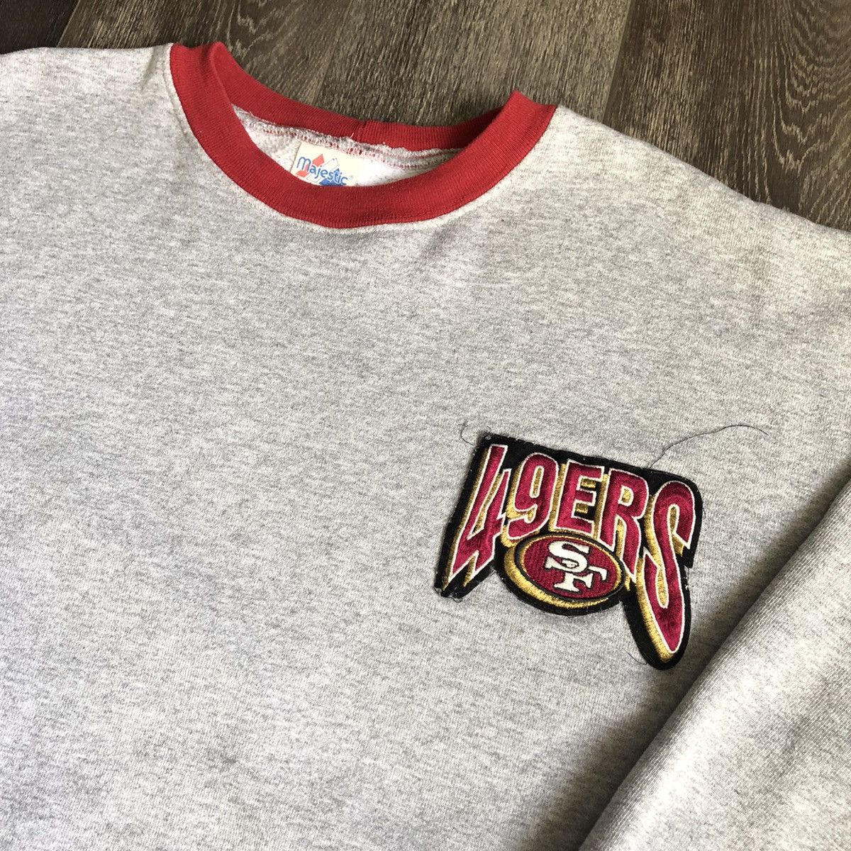 Vintage Vintage 1990s San Francisco 49ers Small Patch Logo Crewneck ...