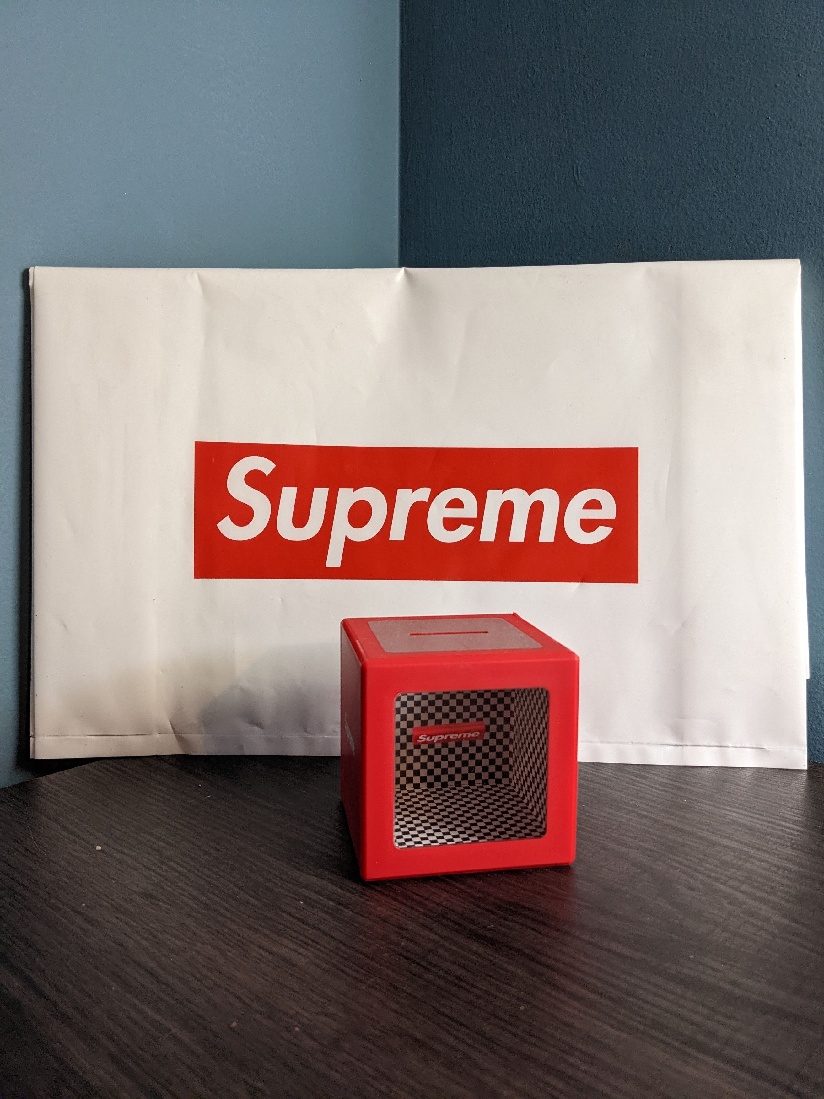 Supreme Supreme Illusion Coin Bank | Grailed