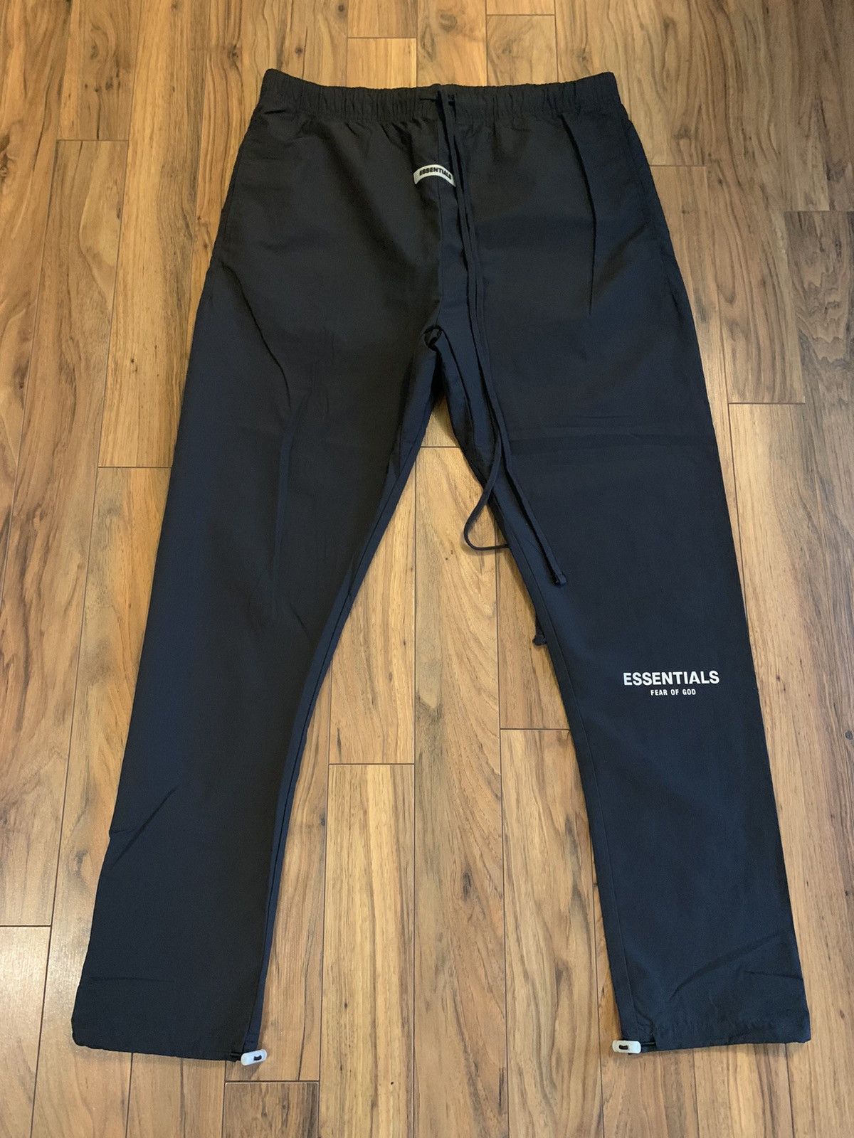 Essentials × Fear of God Fear of God Essentials Nylon Cargo Track Pants ...