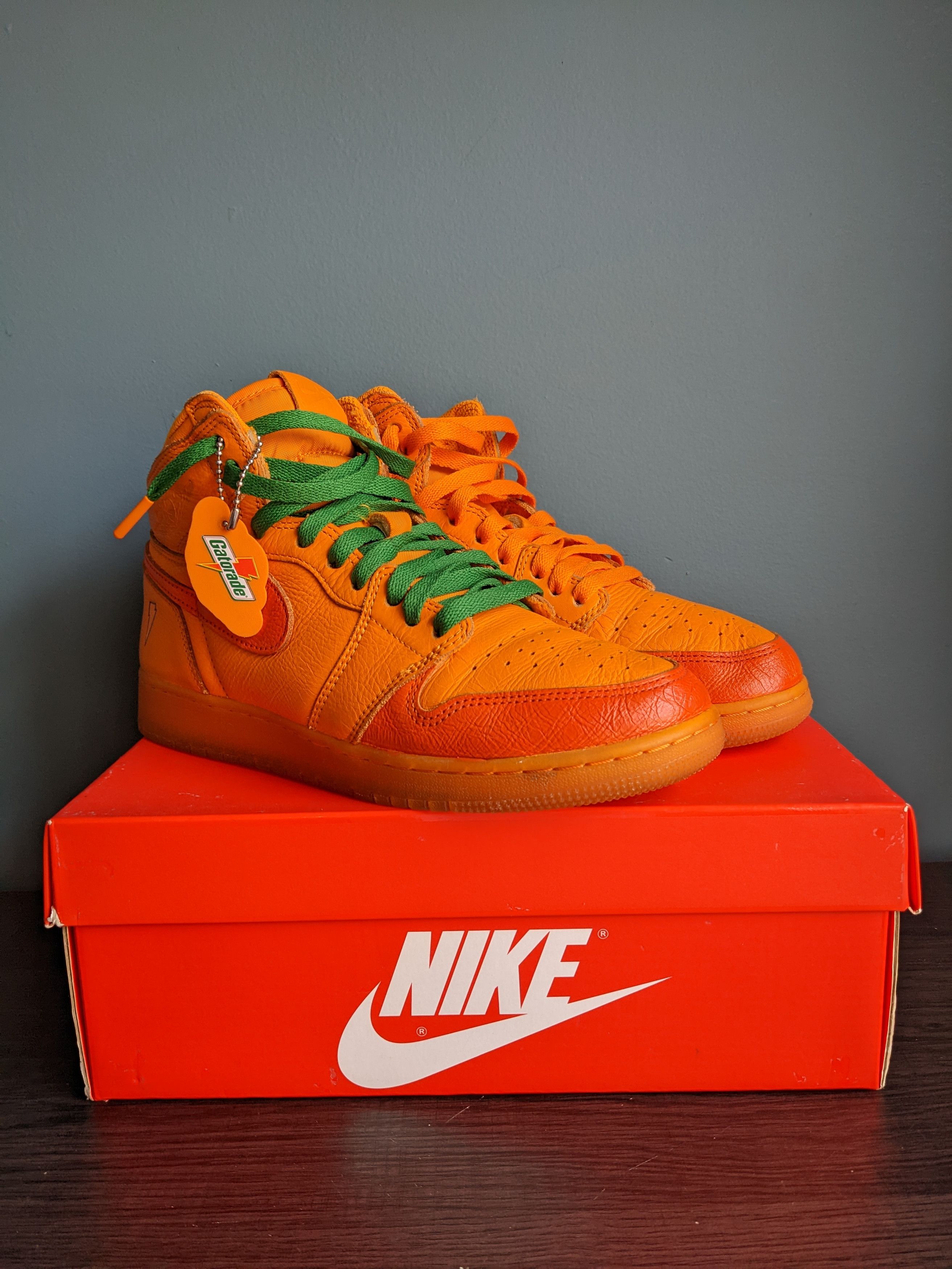 Gatorade × Jordan Brand Jordan 1 Gatorade Orange Peel (Goes for $400 ...
