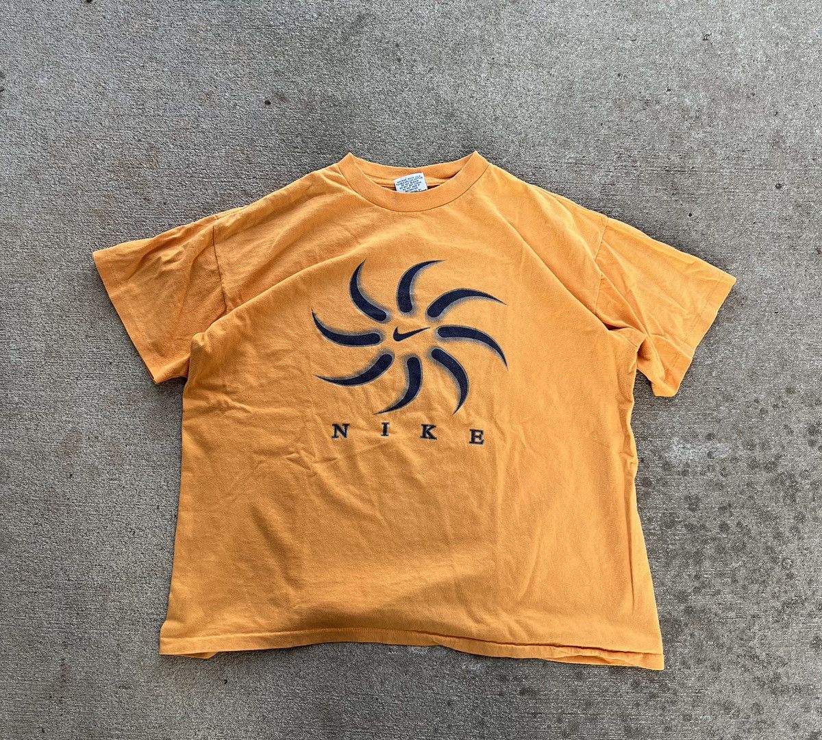 Nike Vintage 90s Nike Pinwheel graphic shirt | Grailed