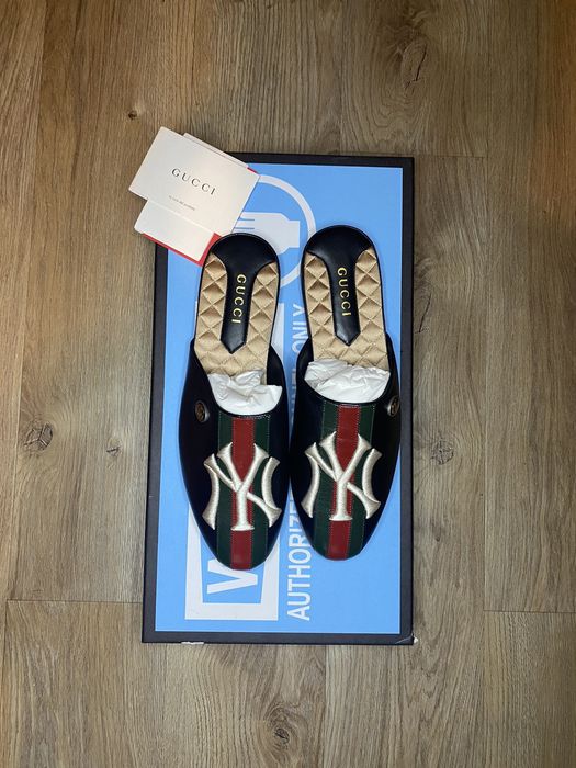 Gucci Gucci x MLB NY Yankees Slippers | Grailed