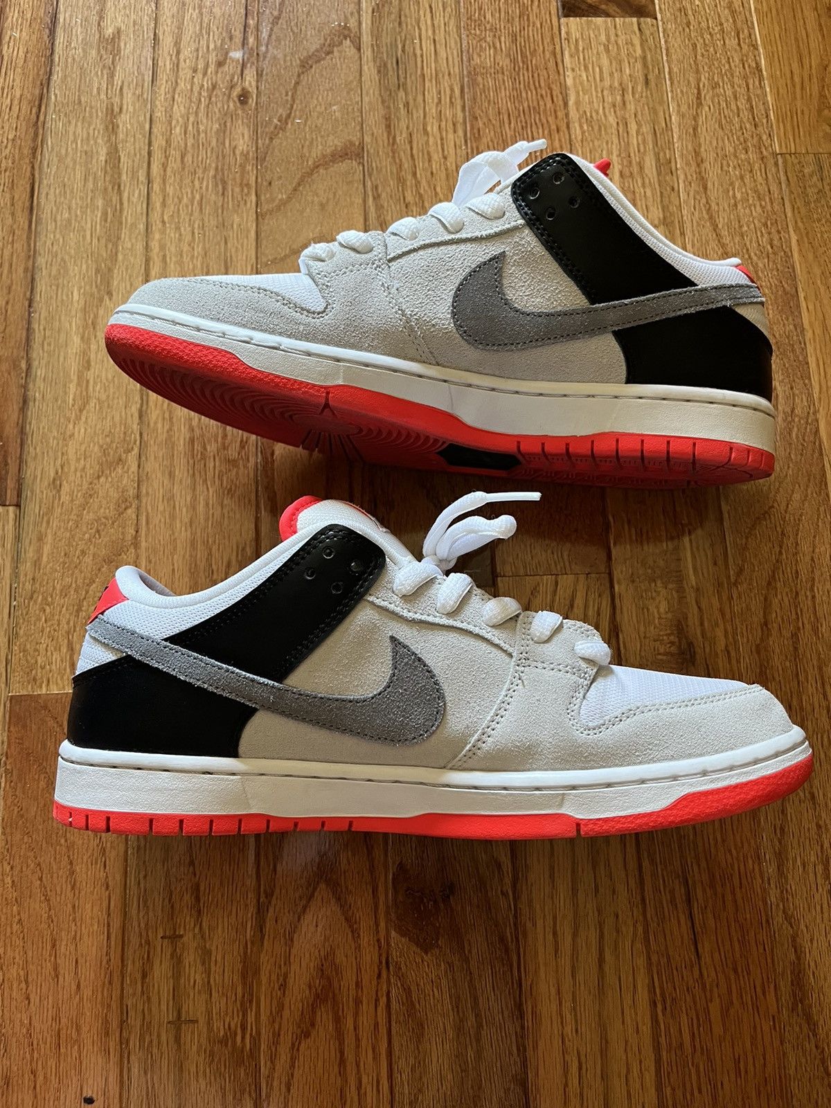 Nike SB Dunk Low Infrared | Grailed