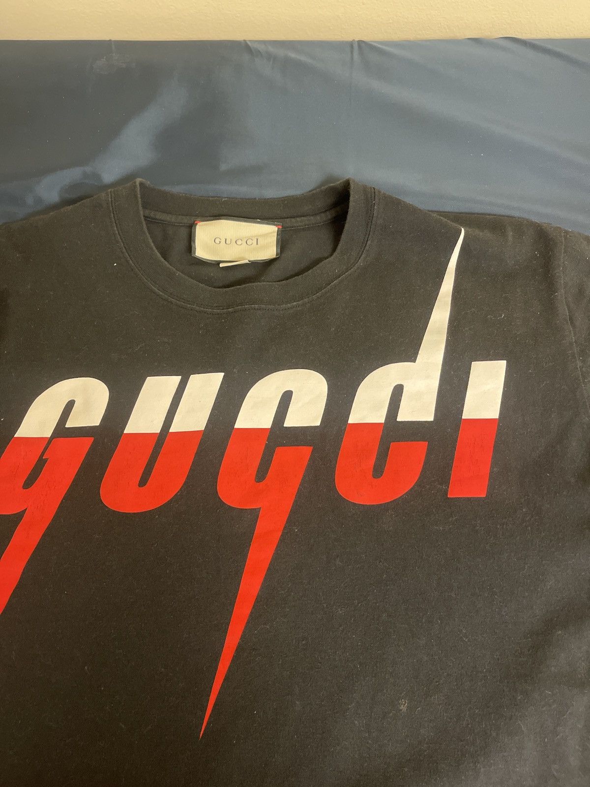 Gucci T-shirt with Gucci Blade print | Grailed