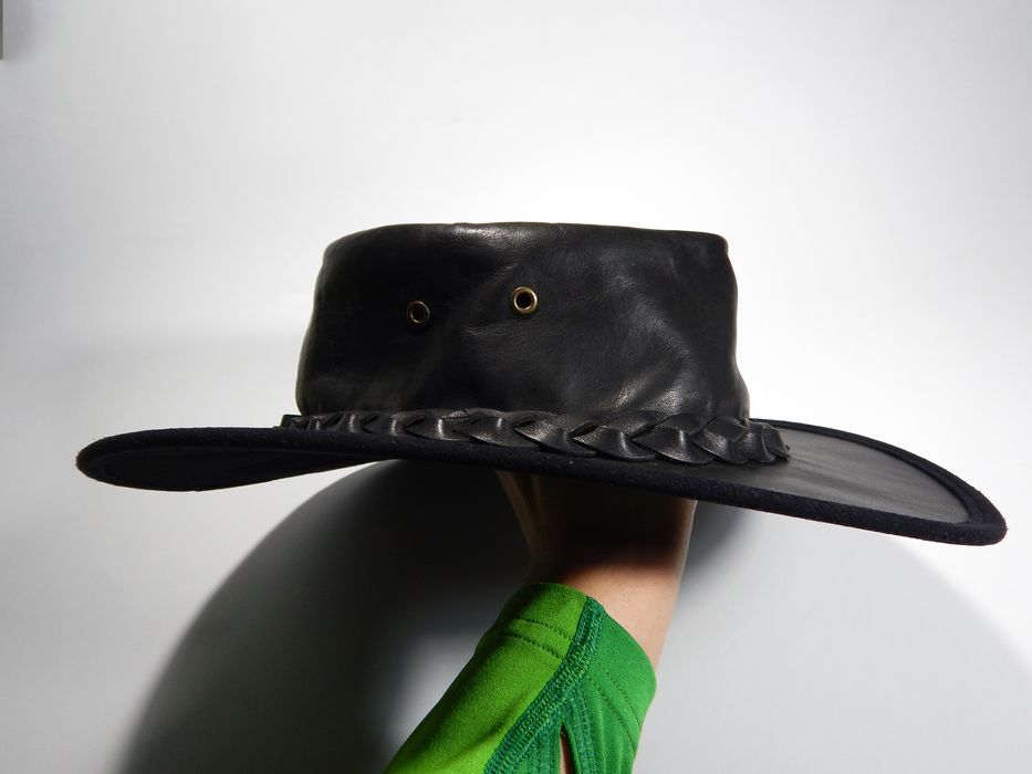 Kiwi NEW ZEALAND KIWI CLASSIC LEATHER HAT GOOD CONDITION | Grailed