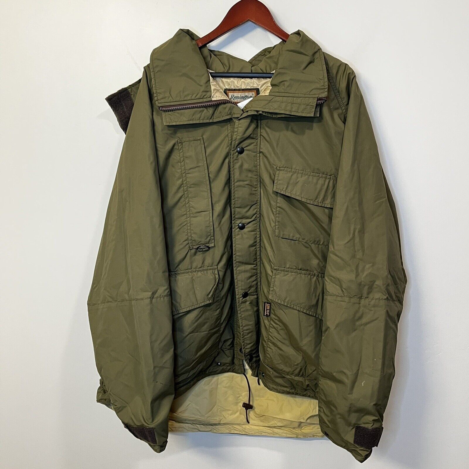 Vintage Vintage Remington Gore-Tex Zip Up Bomber Jacket Army Green ...
