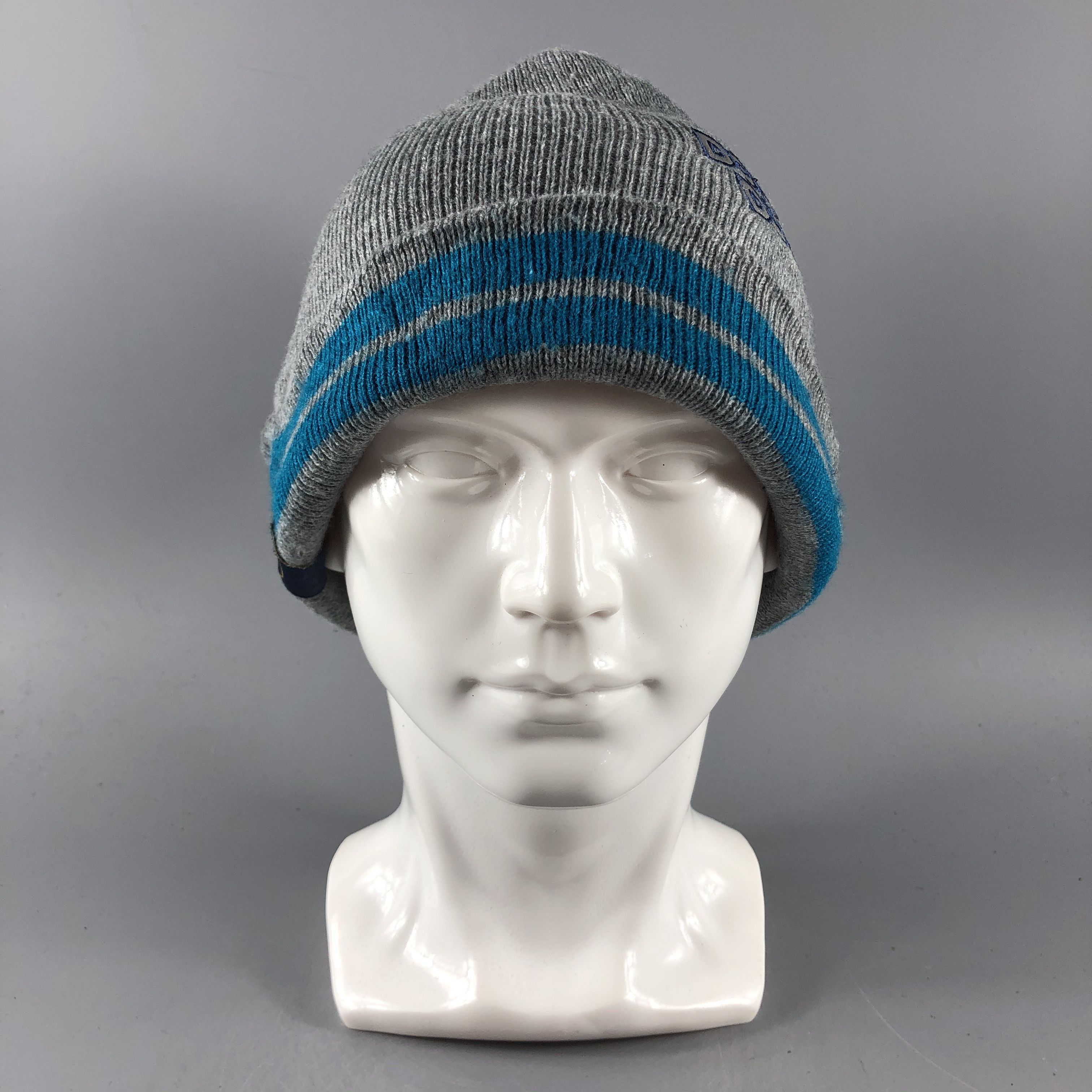 Disney × Vintage Donald Duck Hats Disney Beanie Stripe Snow Hat Snow ...