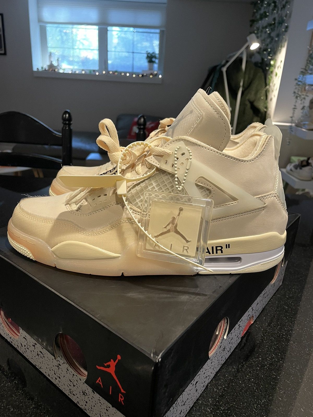 Jordan Brand × Off-White New WMNS Off-White x Nike Air Jordan 4 Retro ...