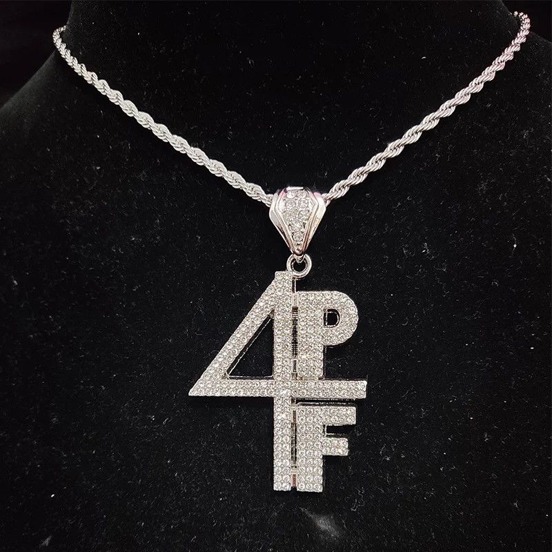 Very Cool 20" Twisted Chain Iced out Bling 4PF Pendant Necklace🔥🔥🔥 ...