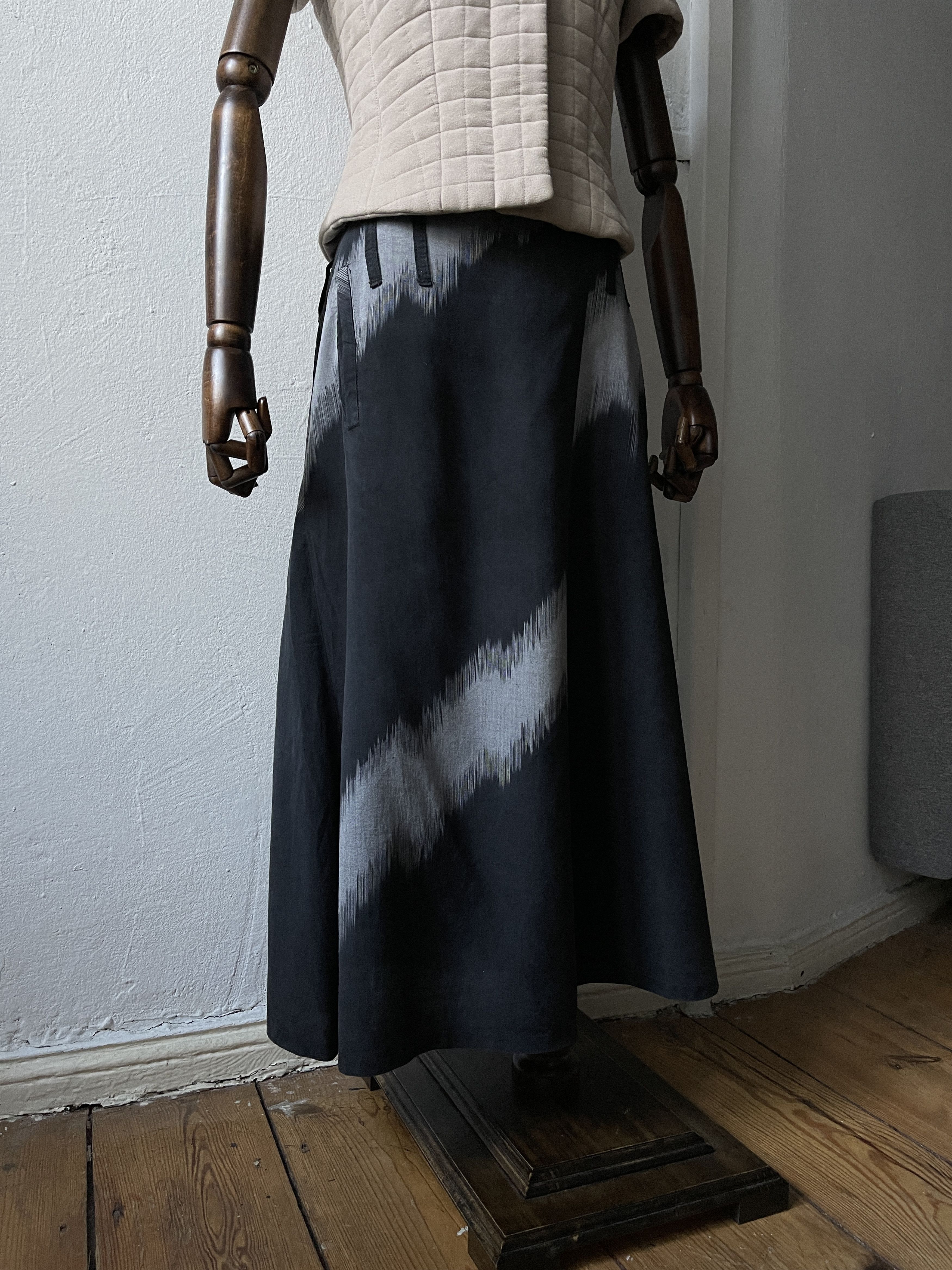 Yohji Yamamoto Yohji Yamamoto WMNS Japan Pattern Maxi Pocket Back Skirt ...