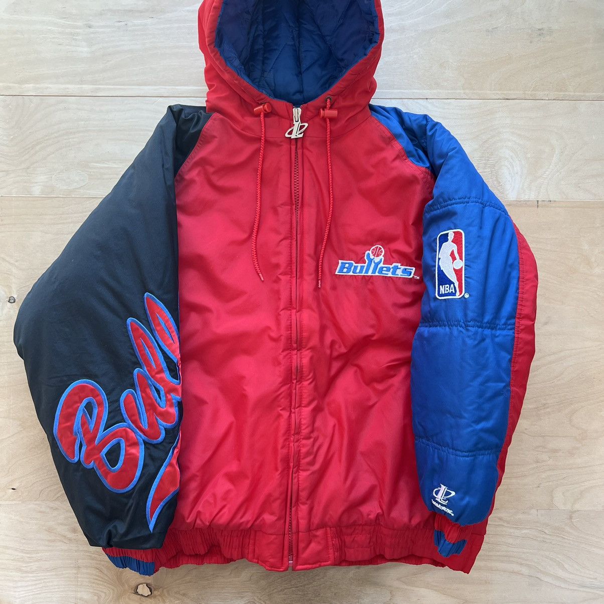 Logo Athletic × NBA × Vintage Vintage Washington Bullets Puffer Jacket ...