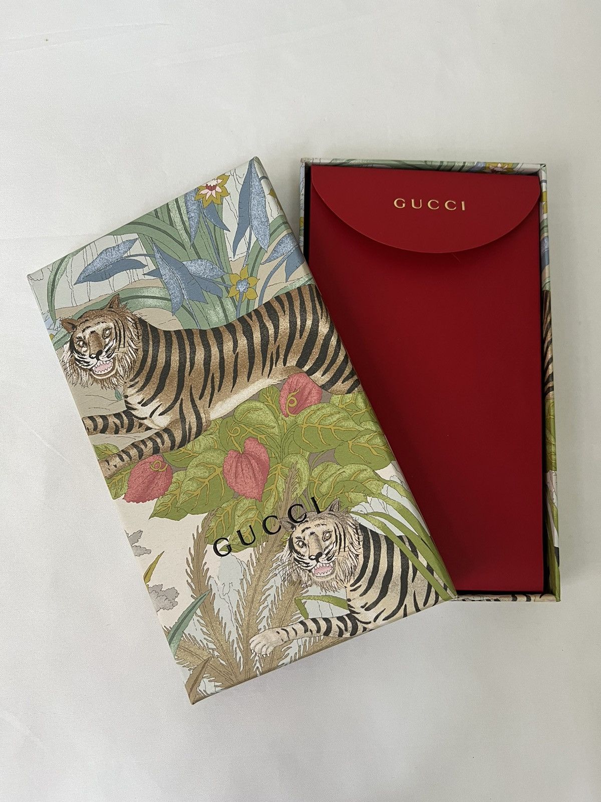 Gucci 2022 limited CNY floral and tiger print red packet | Grailed
