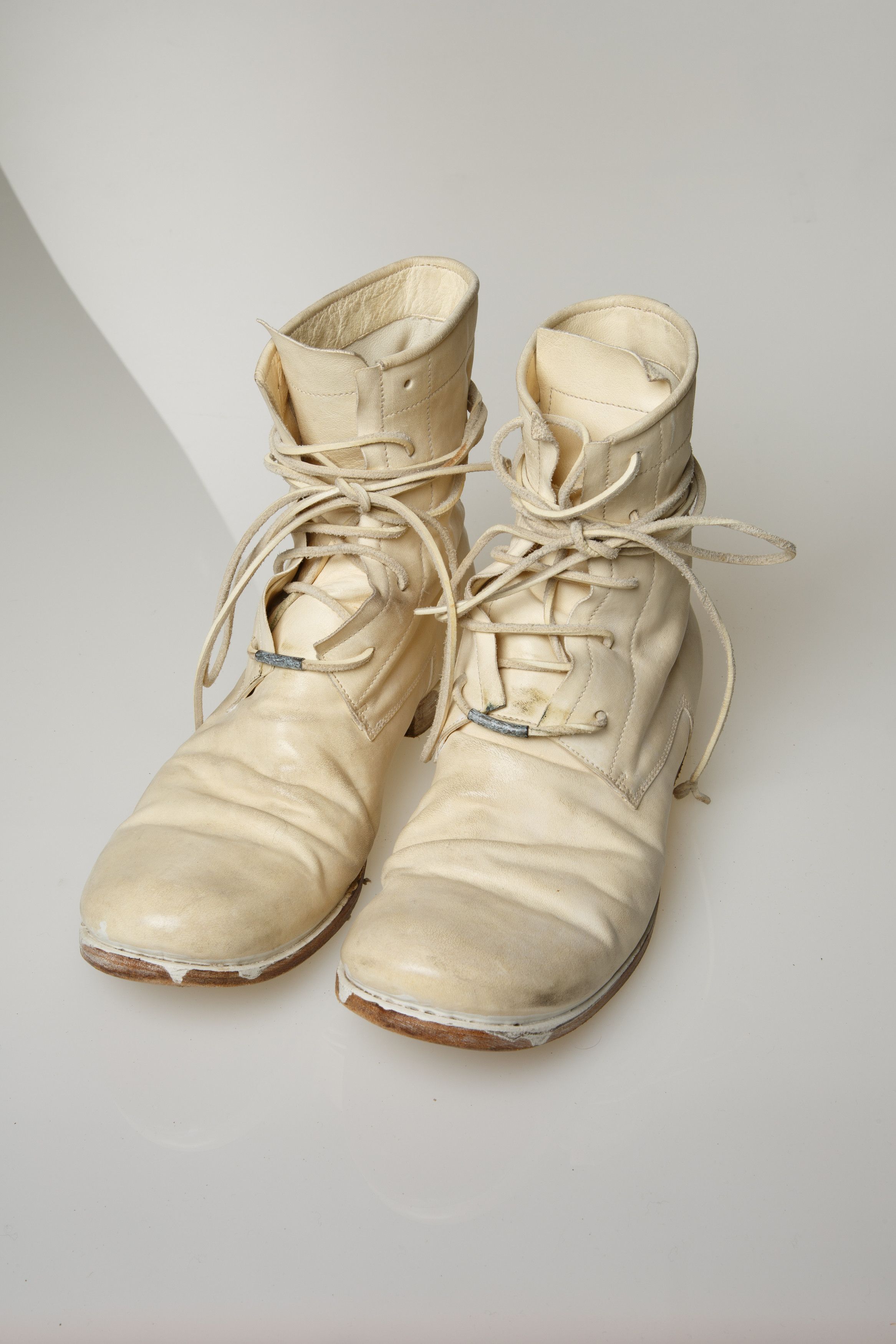 Layer-0 Off-White Leather Boots | Grailed