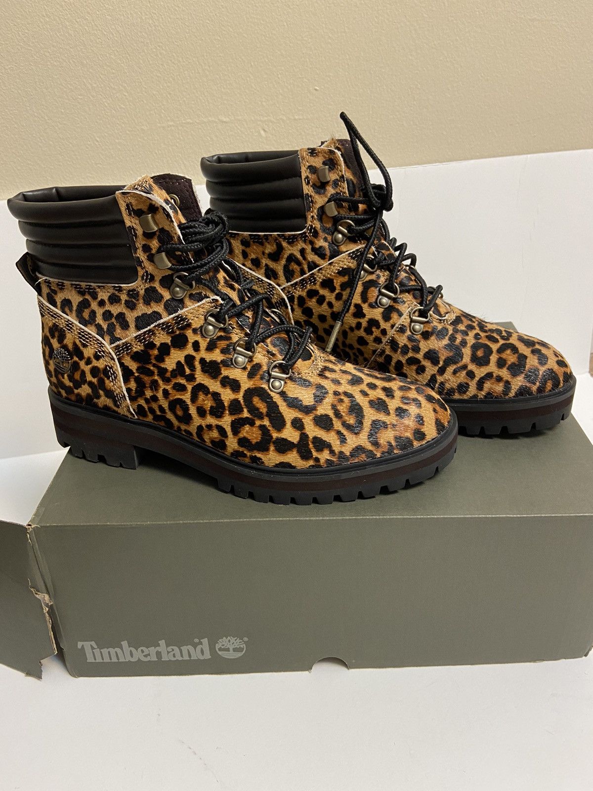 Timberland Timberland cheetah print combat boots with laces, Sz 9. New ...