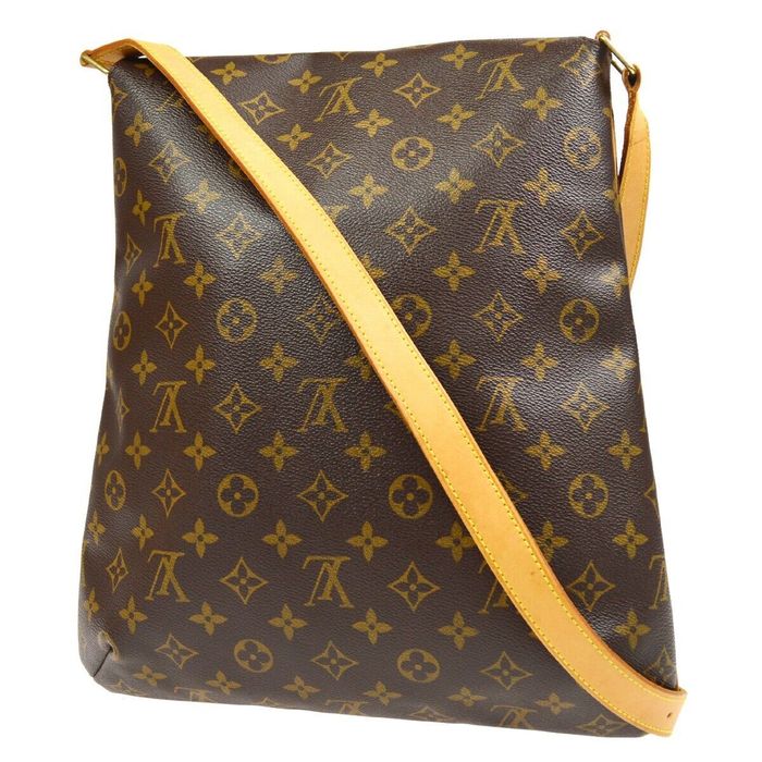 Louis Vuitton Monogram Crossbody Bag | Grailed