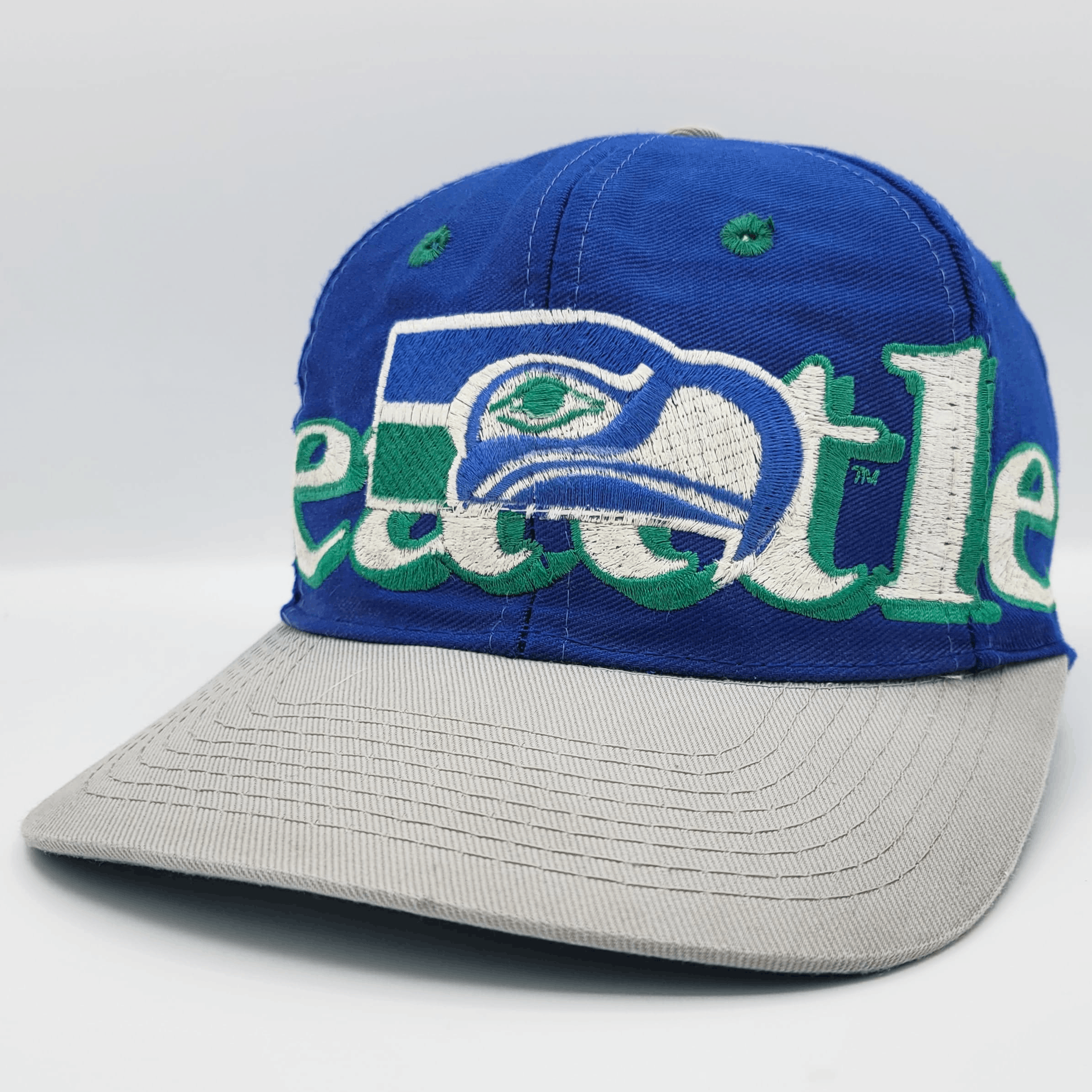 Logo 7 × NFL × Vintage Seattle Seahawks Vintage 90s Logo 7 Snapback Hat ...