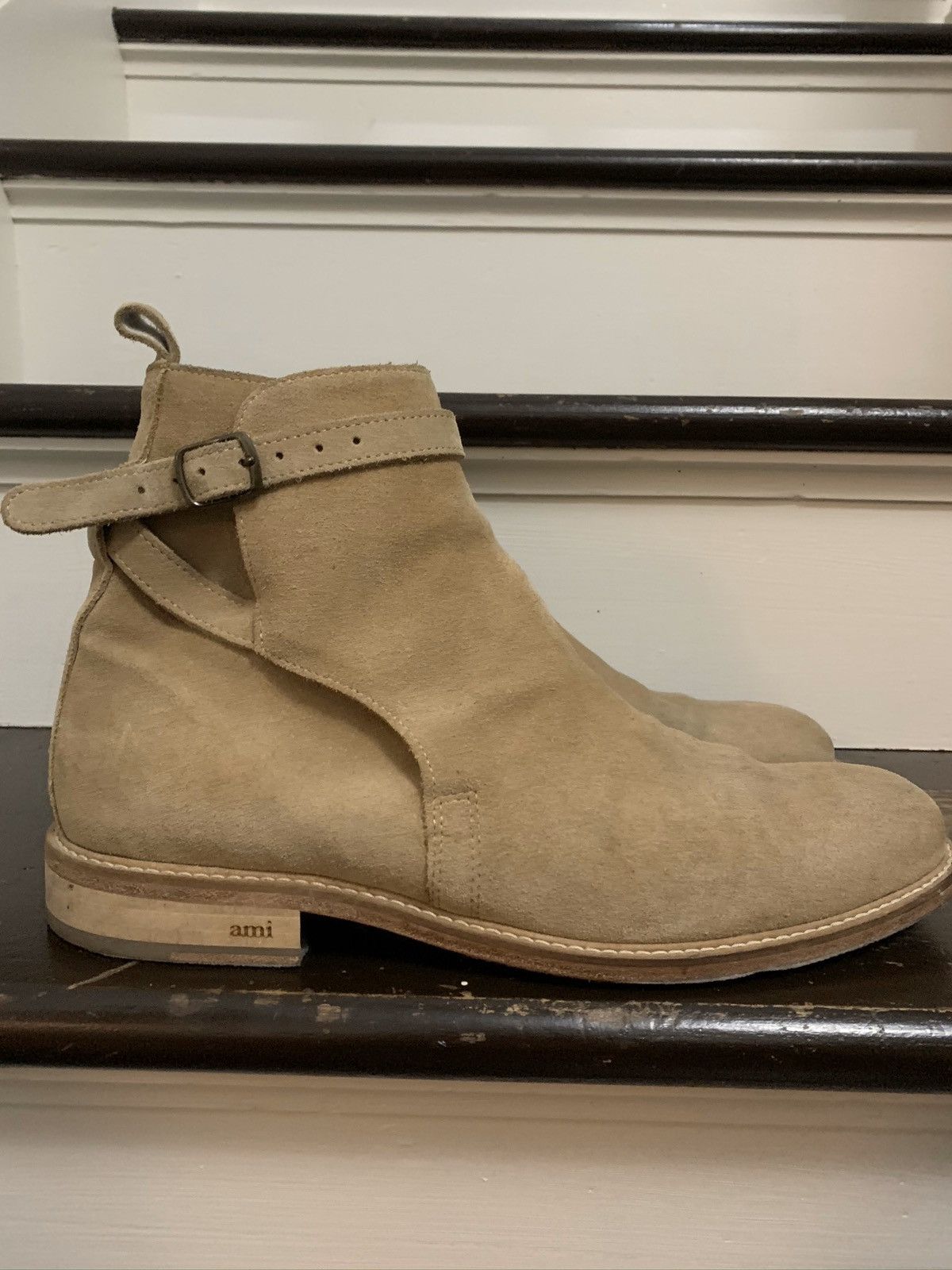 AMI Suede Boots | Grailed