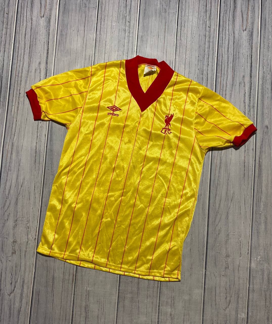 Vintage Vintage Umbro Liverpool 1981 1984 Away Football Shirt Jersey ...