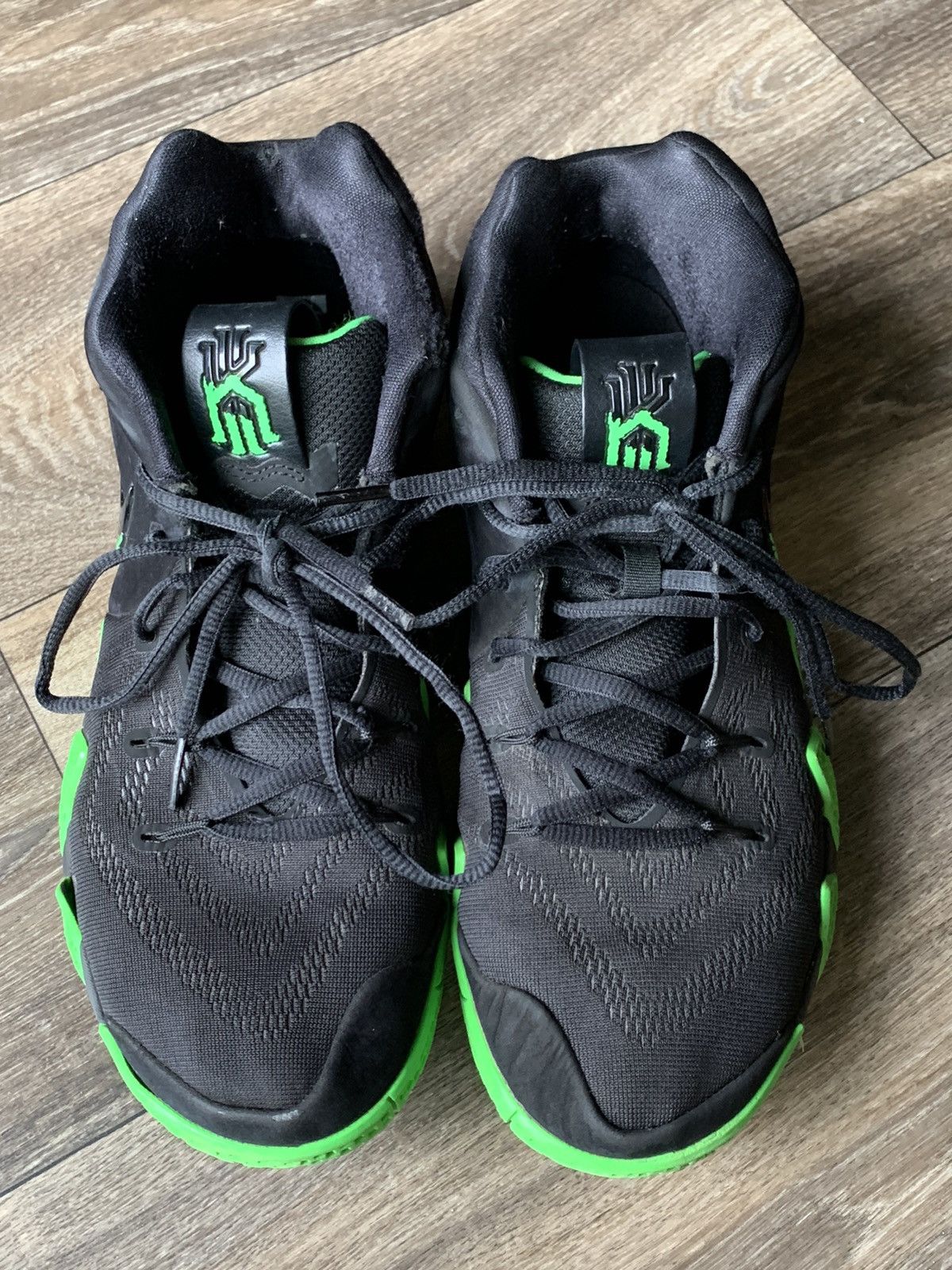 Nike Nike Kyrie 4 Halloween Black Rage Green Slime | Grailed