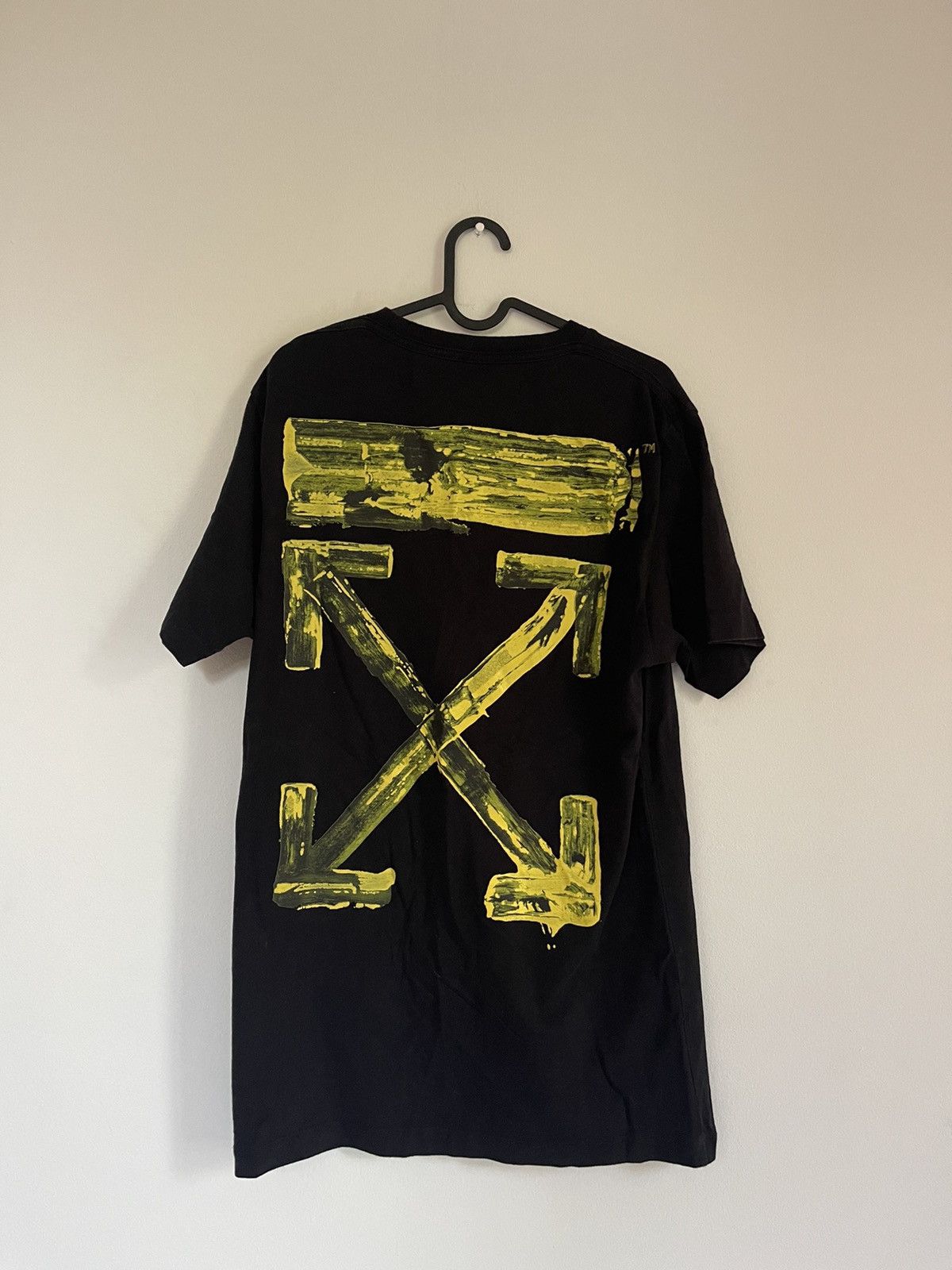 Off-White Off white acrylic TEE | Grailed