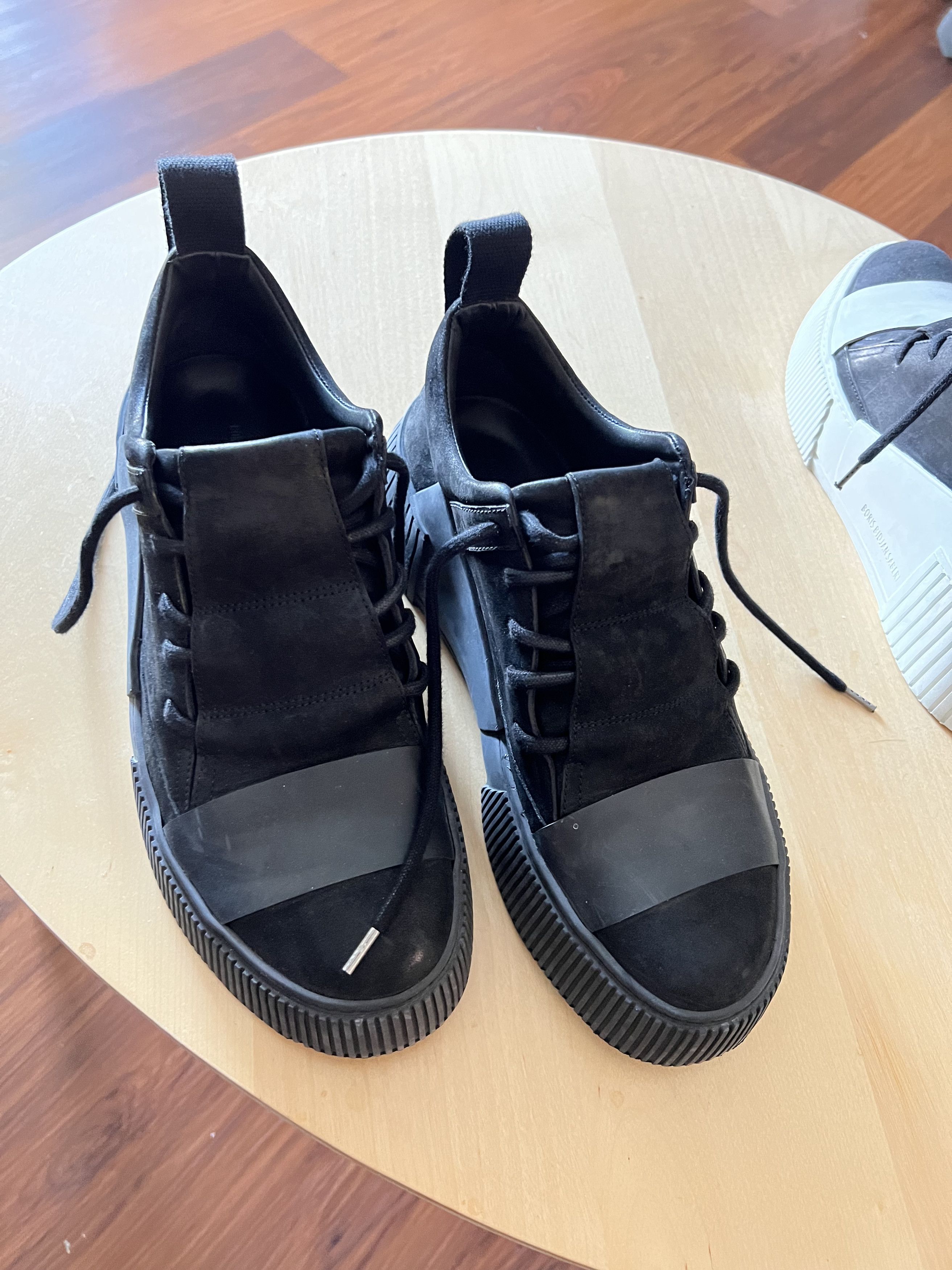 Boris Bidjan Saberi low bamba full black | Grailed