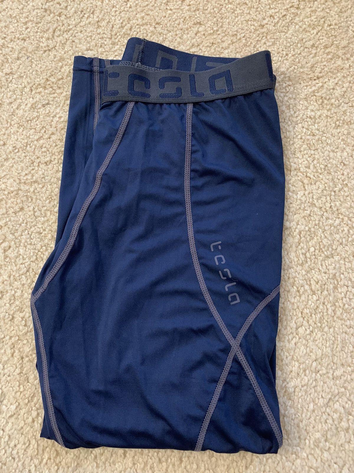 Tesla 3/4 Compression Pants Size Large | Grailed